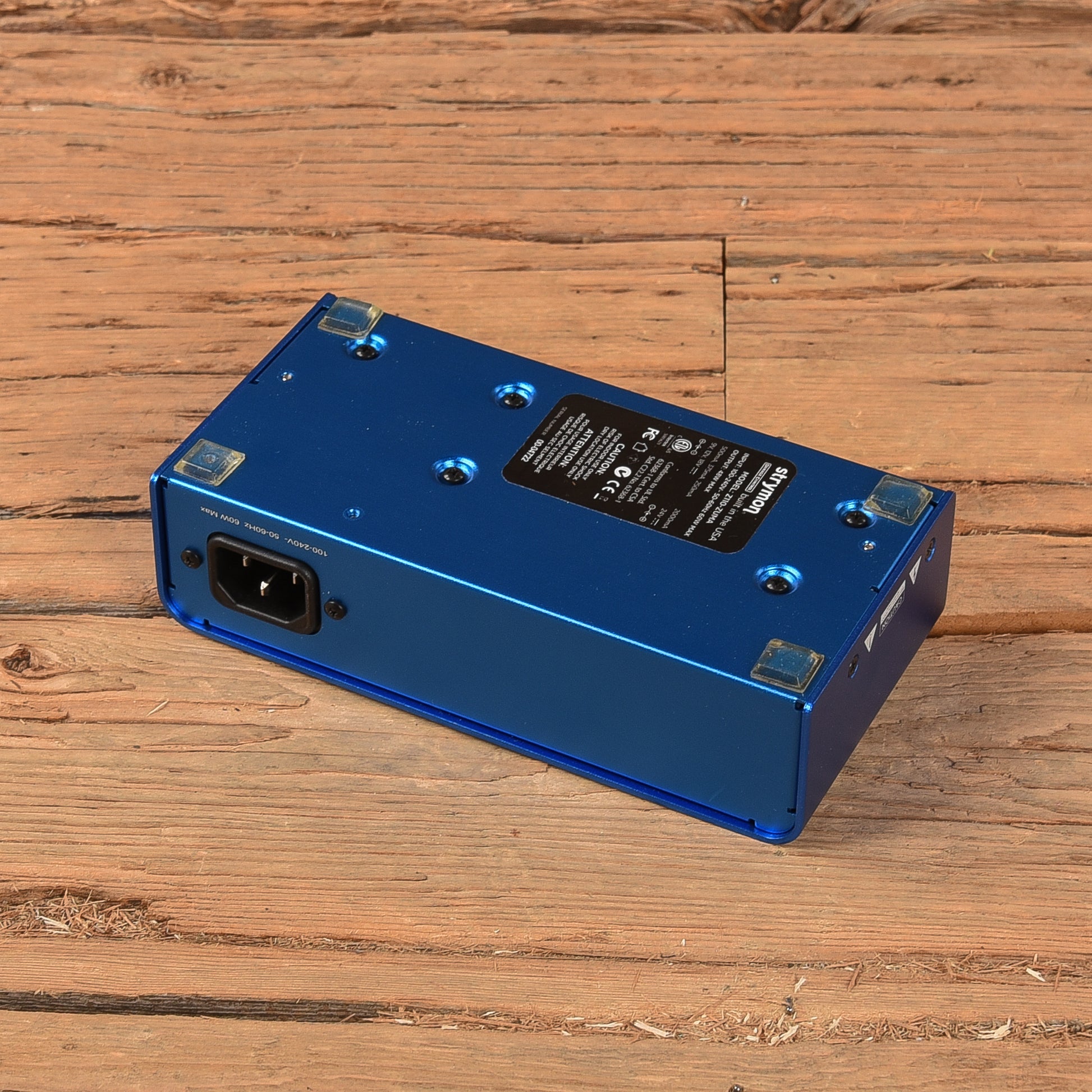 Strymon Zuma 9-Output High Current DC Power Supply – Chicago Music Exchange
