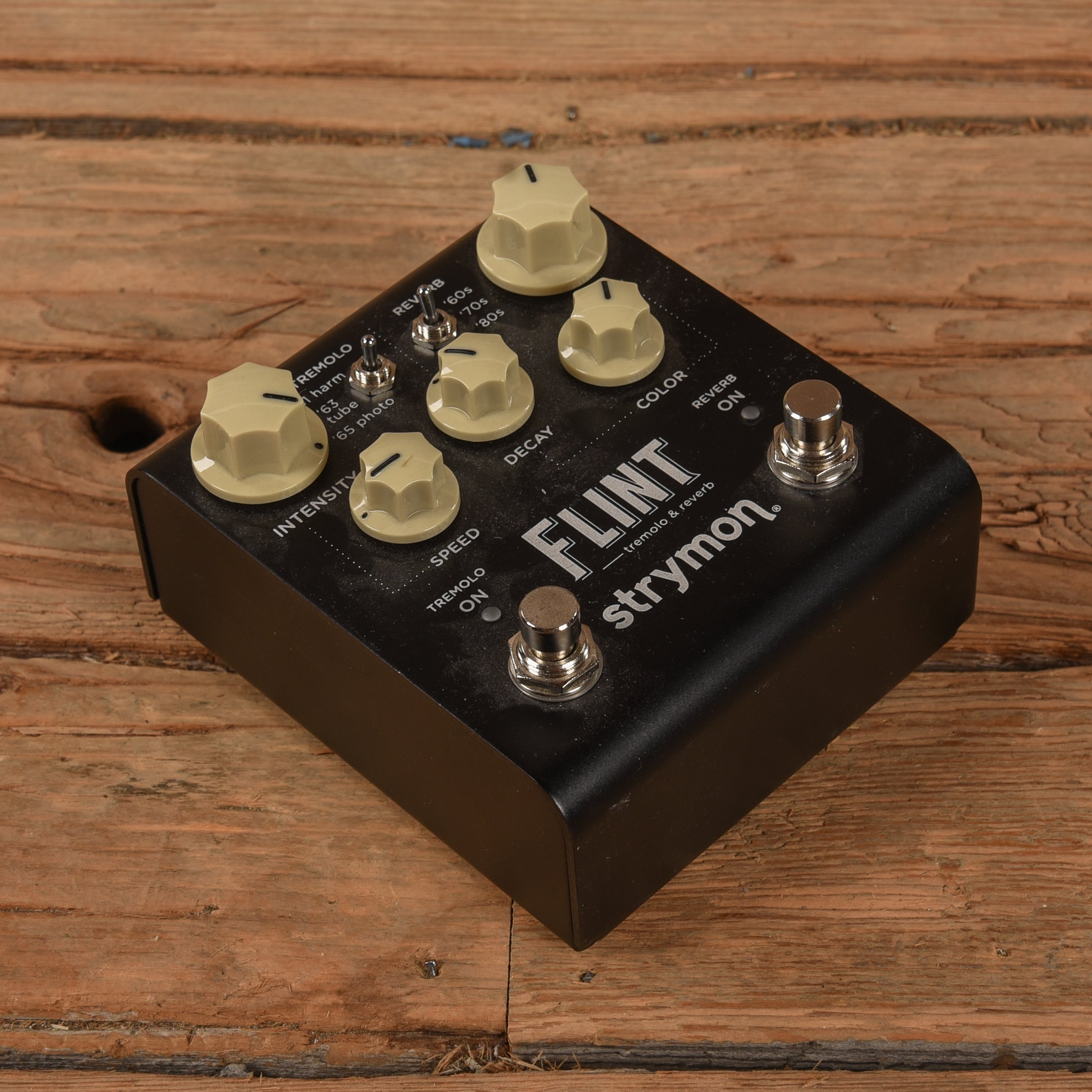 Strymon Flint V1 – Chicago Music Exchange