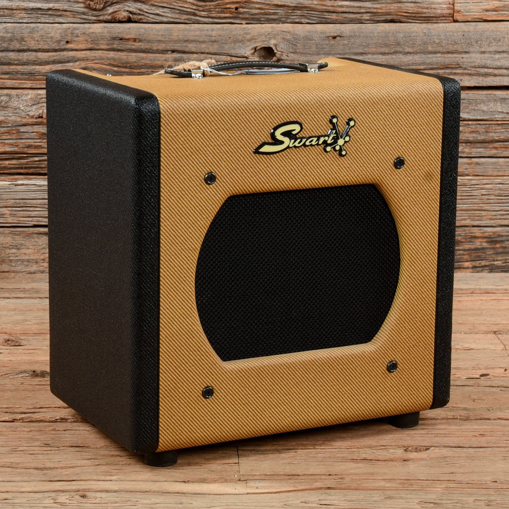 Swart STR Tremolo Tweed – Chicago Music Exchange