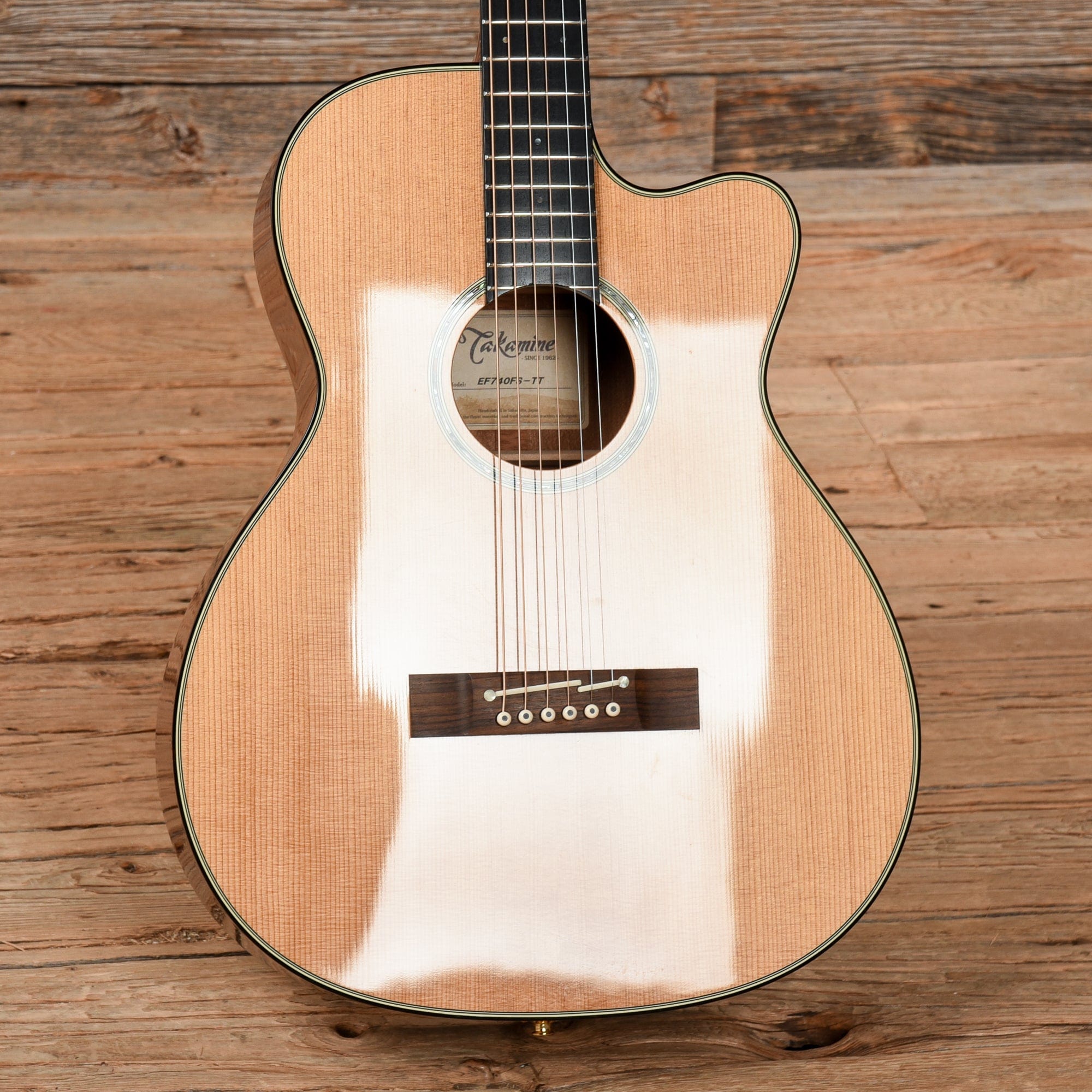 Takamine EF740FS-TT Natural – Chicago Music Exchange