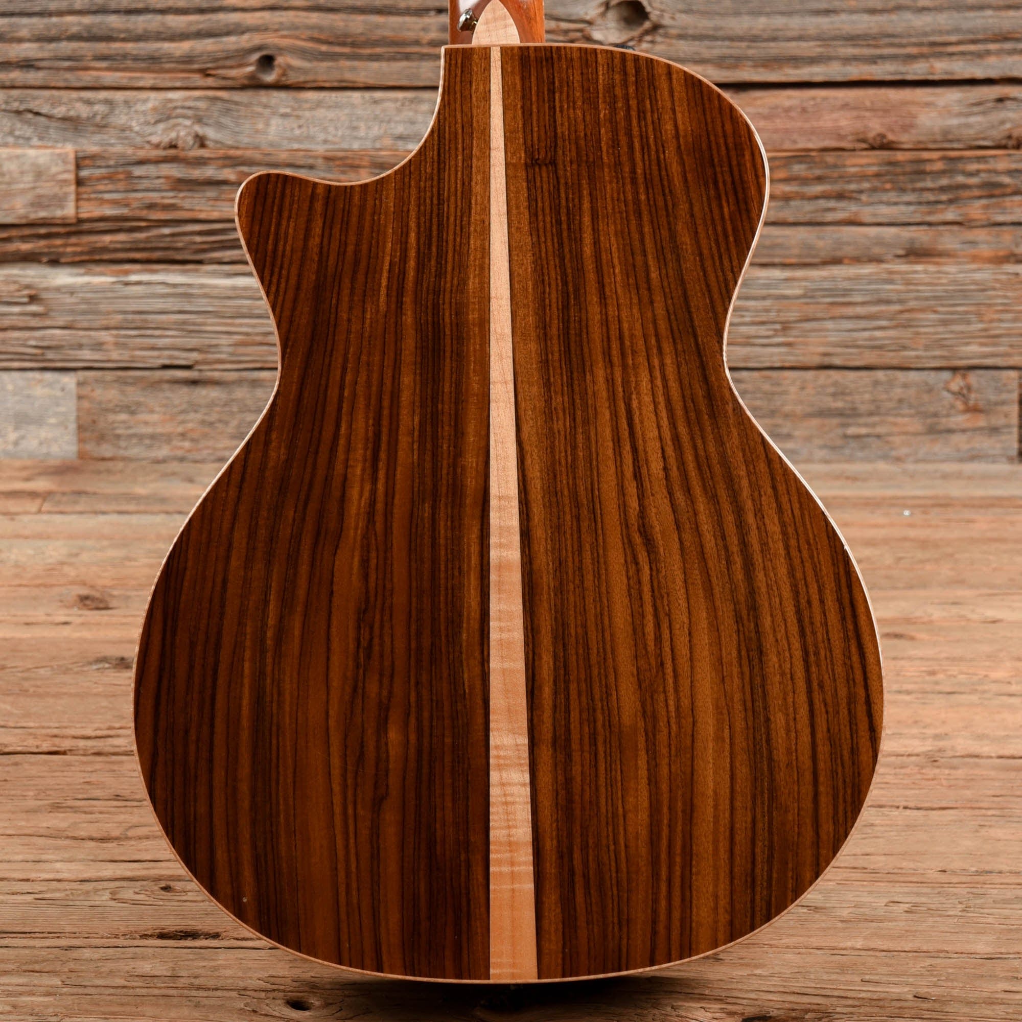 Taylor 714ce Fall LTD Natural 2006 – Chicago Music Exchange