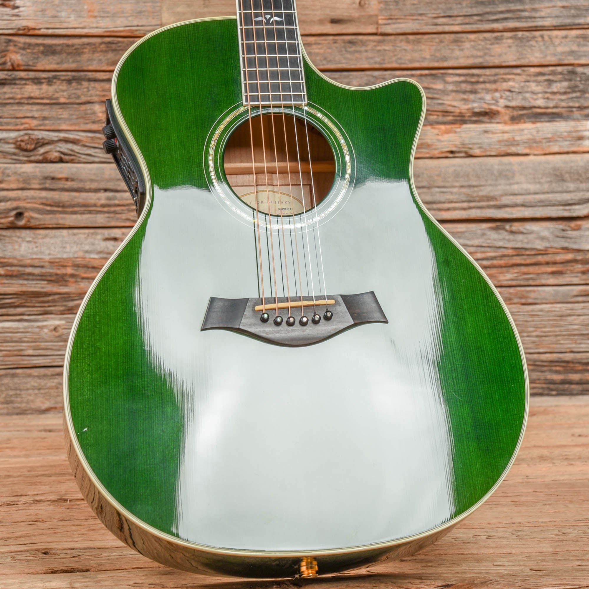 Taylor 614-CE Green 1998 – Chicago Music Exchange