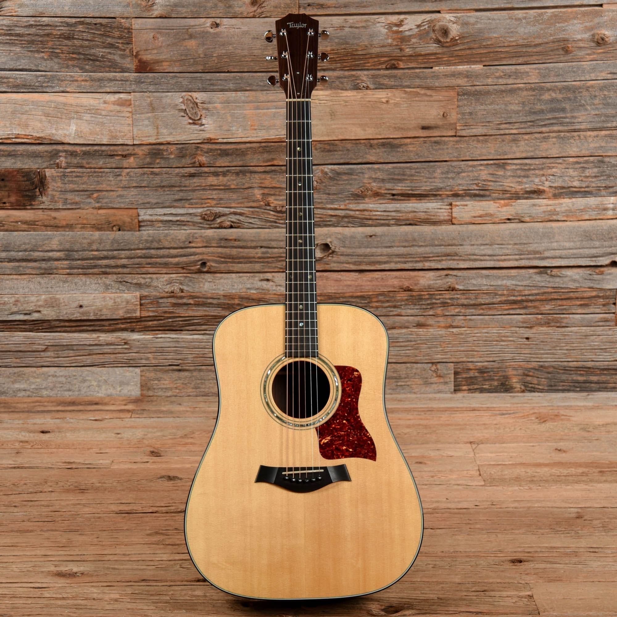 Taylor 710 Natural – Chicago Music Exchange