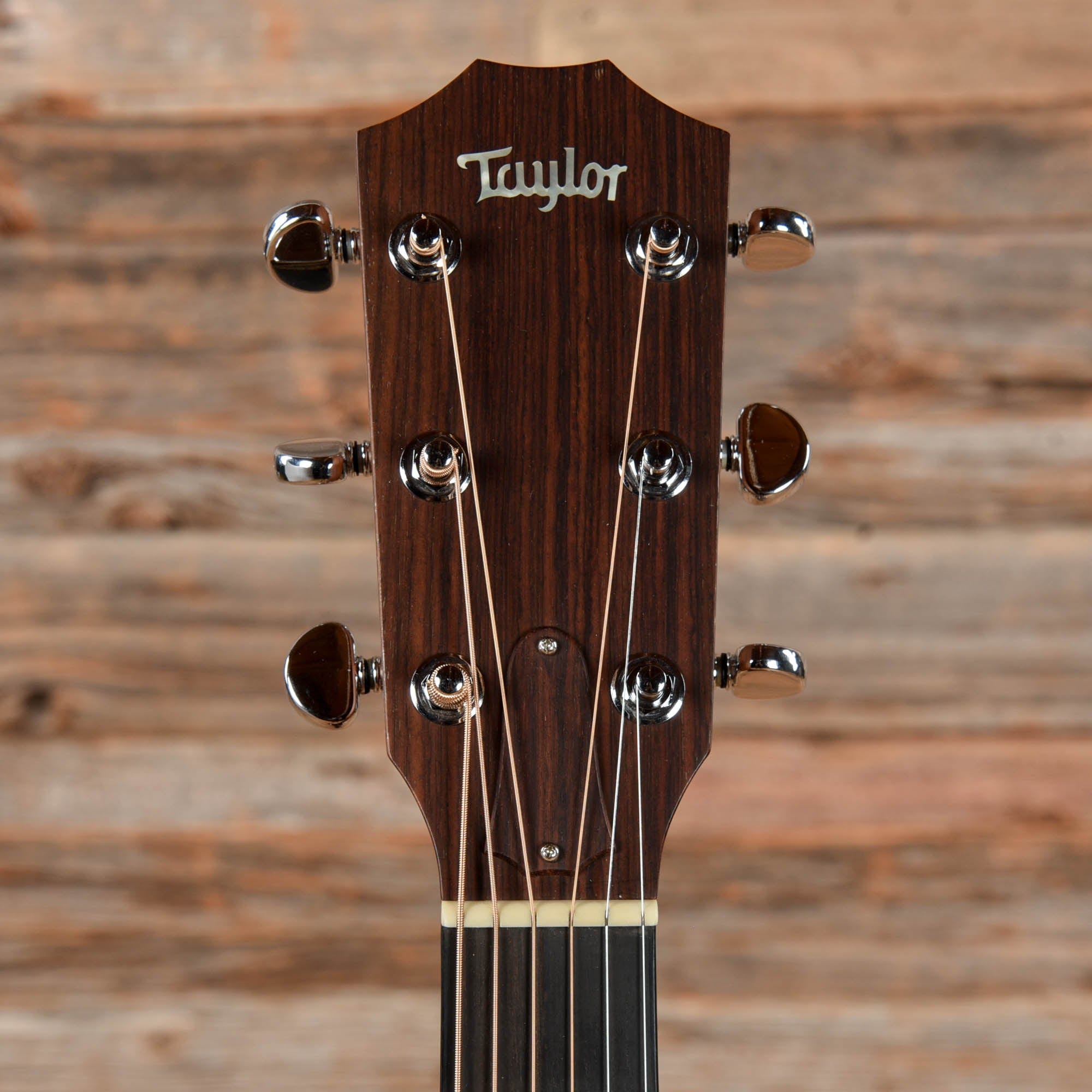 Taylor 710 Natural – Chicago Music Exchange
