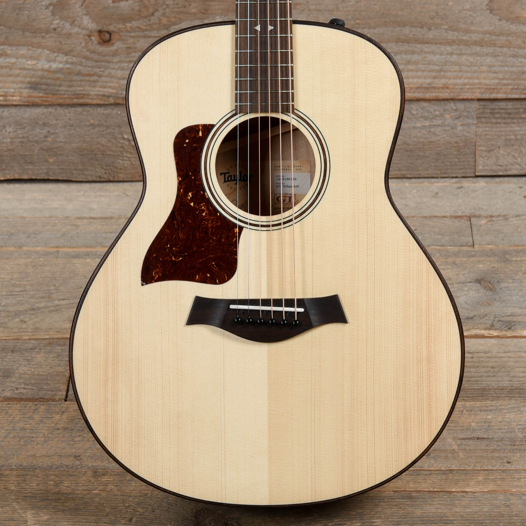 Taylor 2022 GTe Sitka/Urban Ash ES2 LEFTY 2022 – Chicago Music Exchange