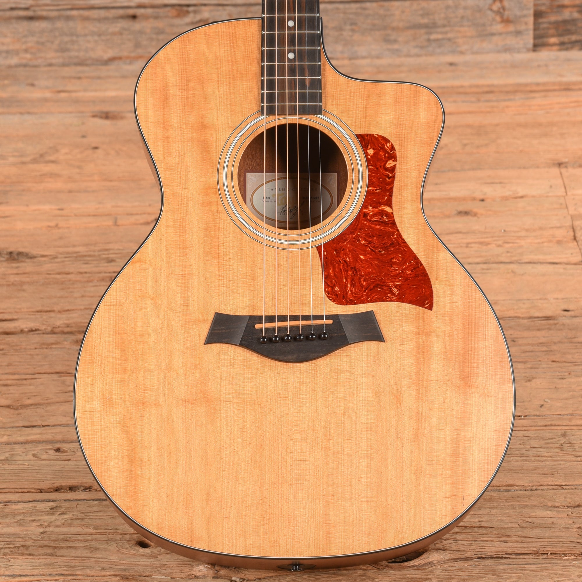 Taylor 114ce Natural 2011 – Chicago Music Exchange