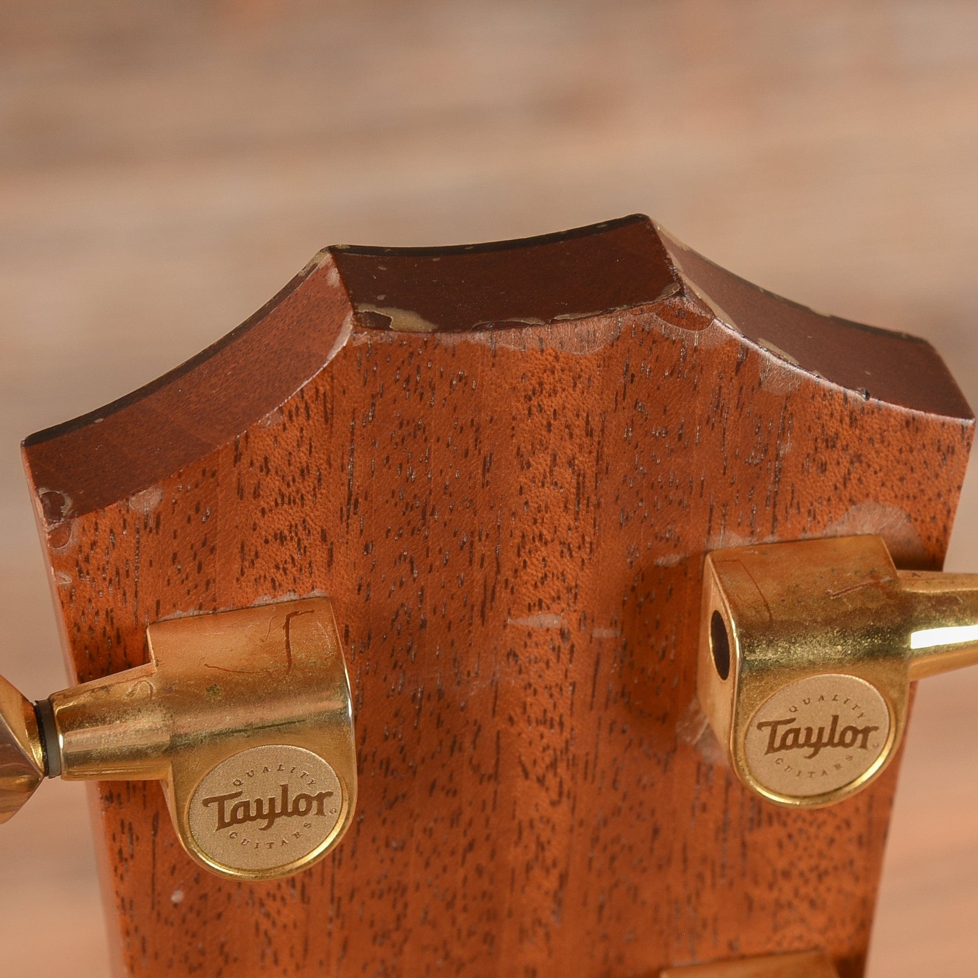 Taylor 714ce Natural 2004 – Chicago Music Exchange