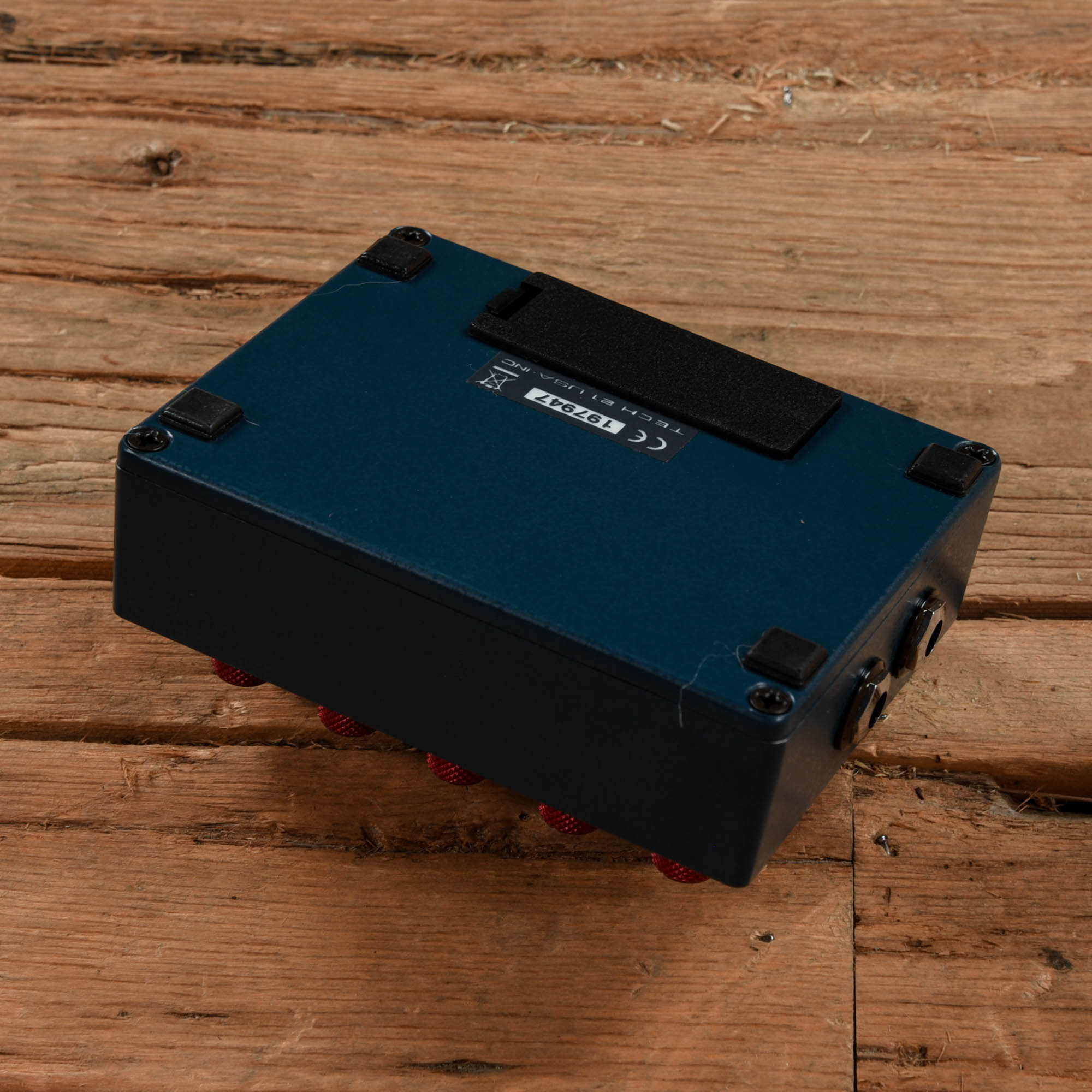 Tech 21 Q\Strip Parametric EQ – Chicago Music Exchange