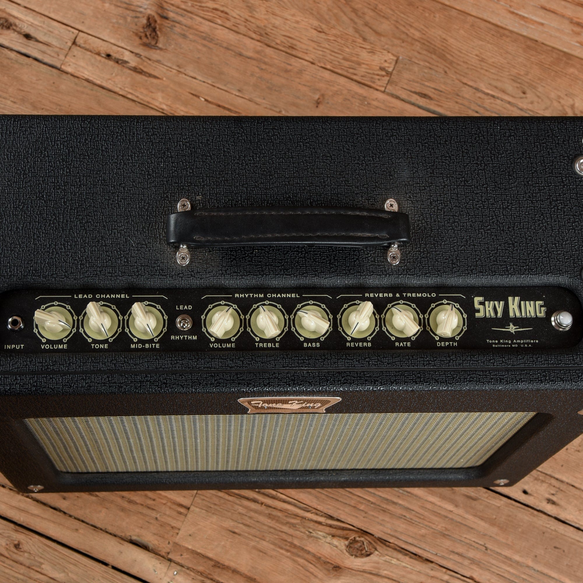 Tone King Sky King 2-Channel 35-Watt 1x12" Guitar Combo Amp – Chicago ...