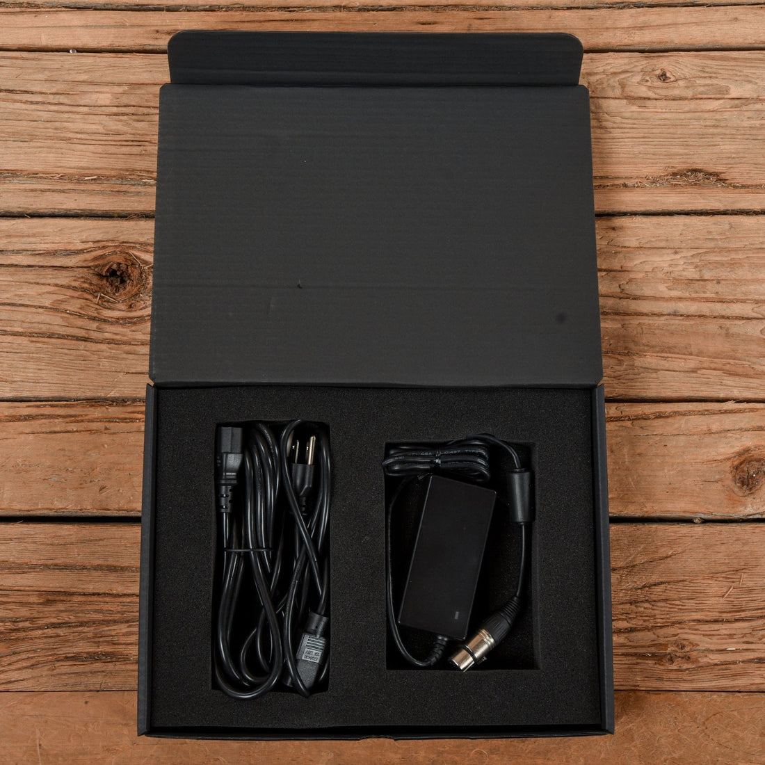 Universal Audio Ox-Box – Chicago Music Exchange