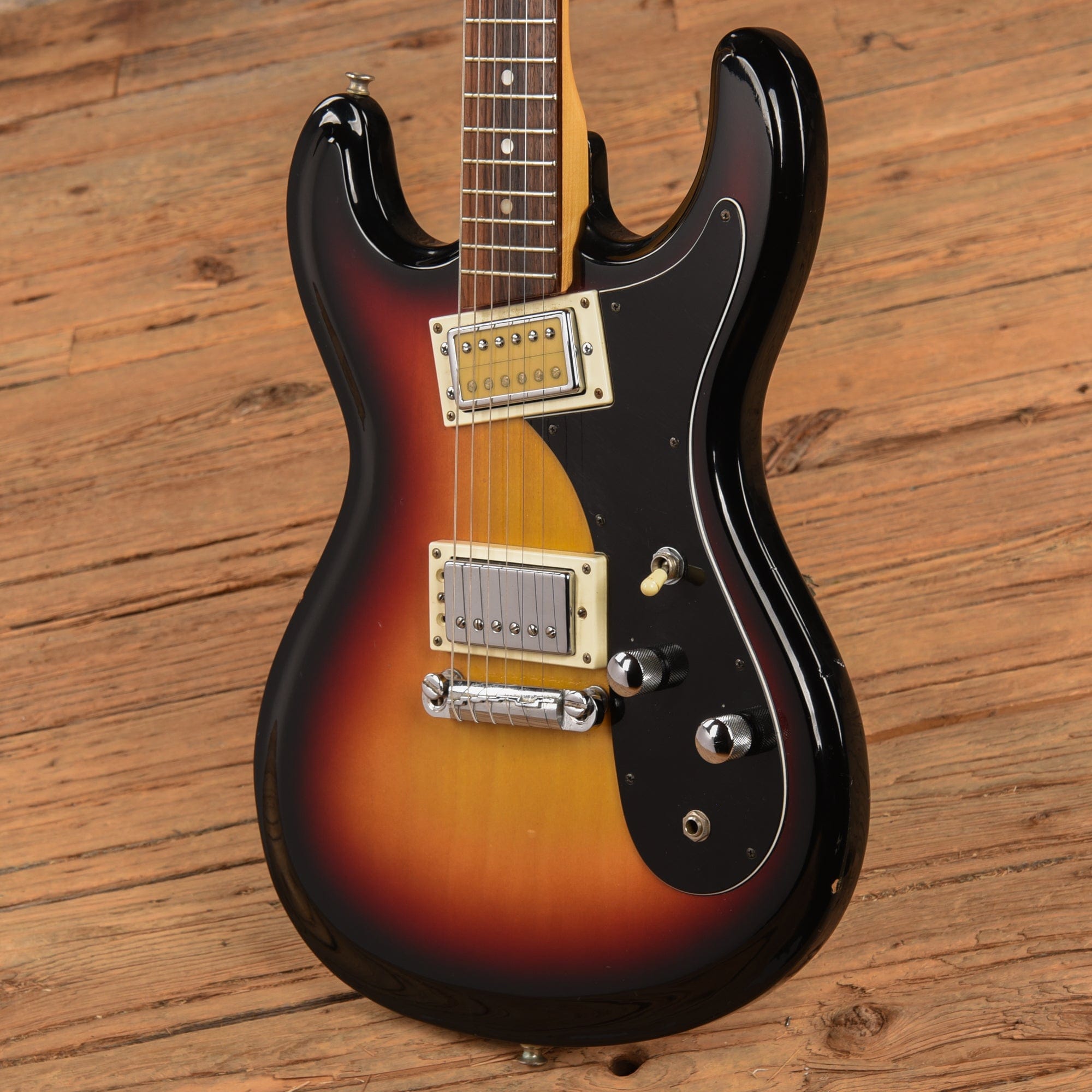 Univox High Flyer Guitar Sunburst 1970s – Chicago Music Exchange