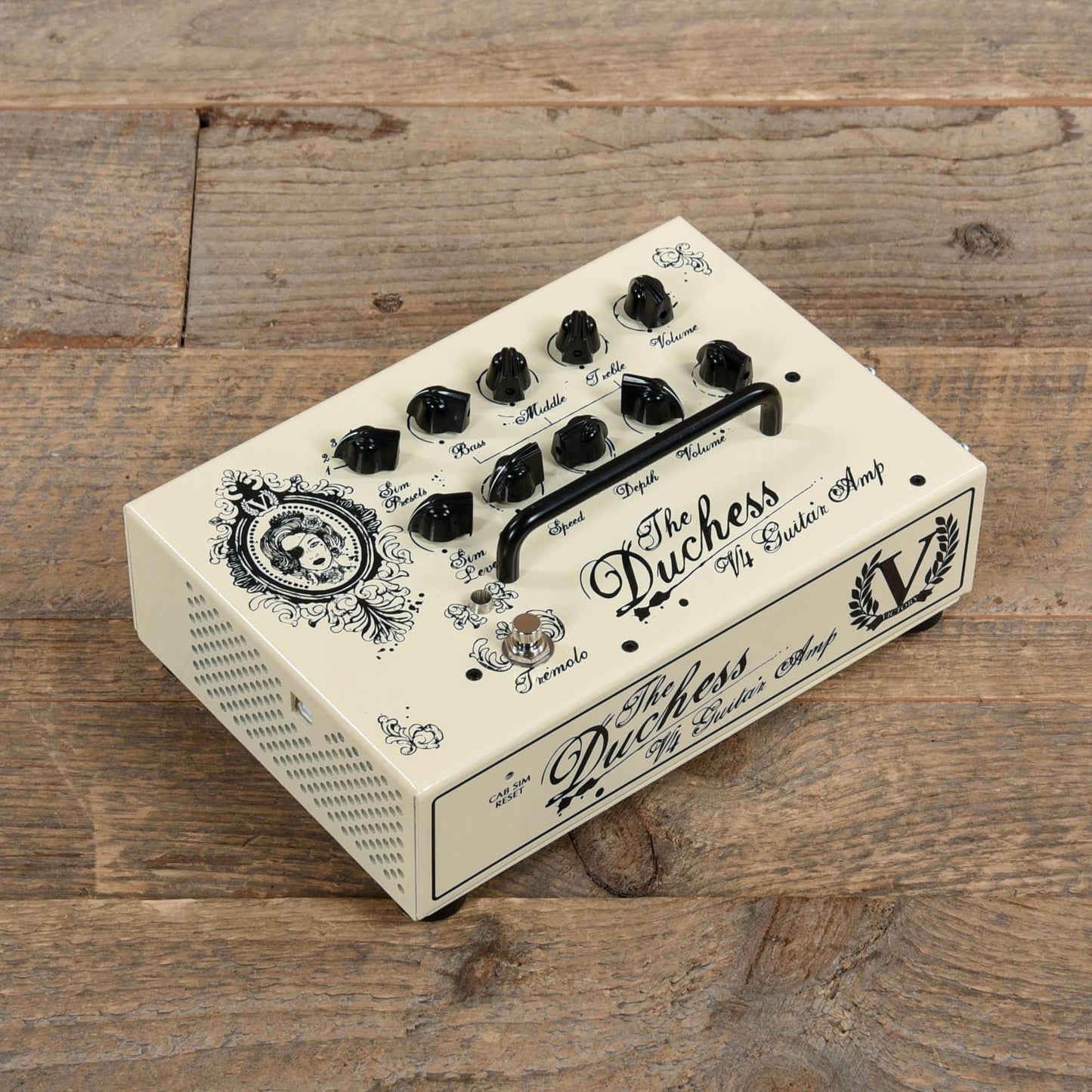Victory V4 Duchess 180w Pedalboard Amplifier 2022 Version – Chicago ...