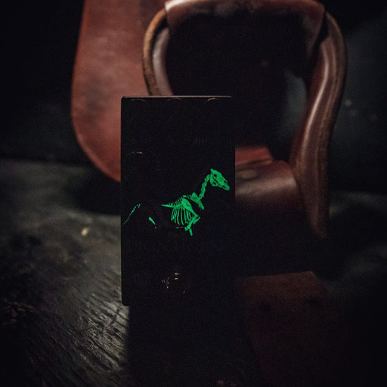 Walrus Halloween Edition Iron Horse Distortion Pedal Glow in the Dark ...