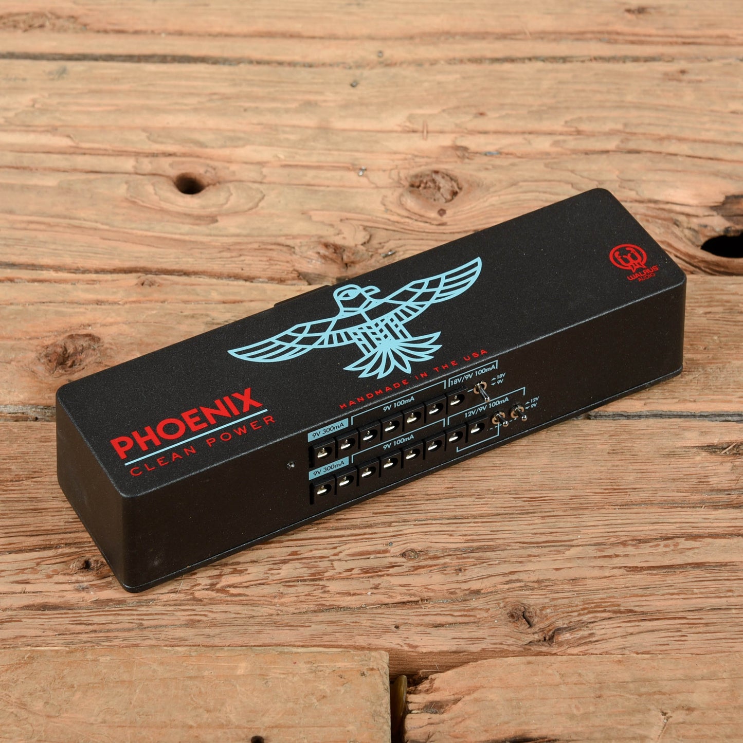 Walrus Phoenix Power Supply – Chicago Music Exchange