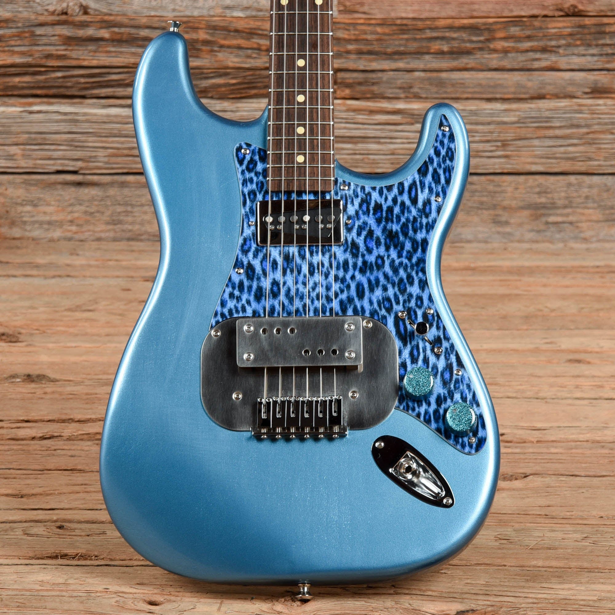 Waterslide Coodercaster Ice Blue Metallic 2022 – Chicago Music Exchange