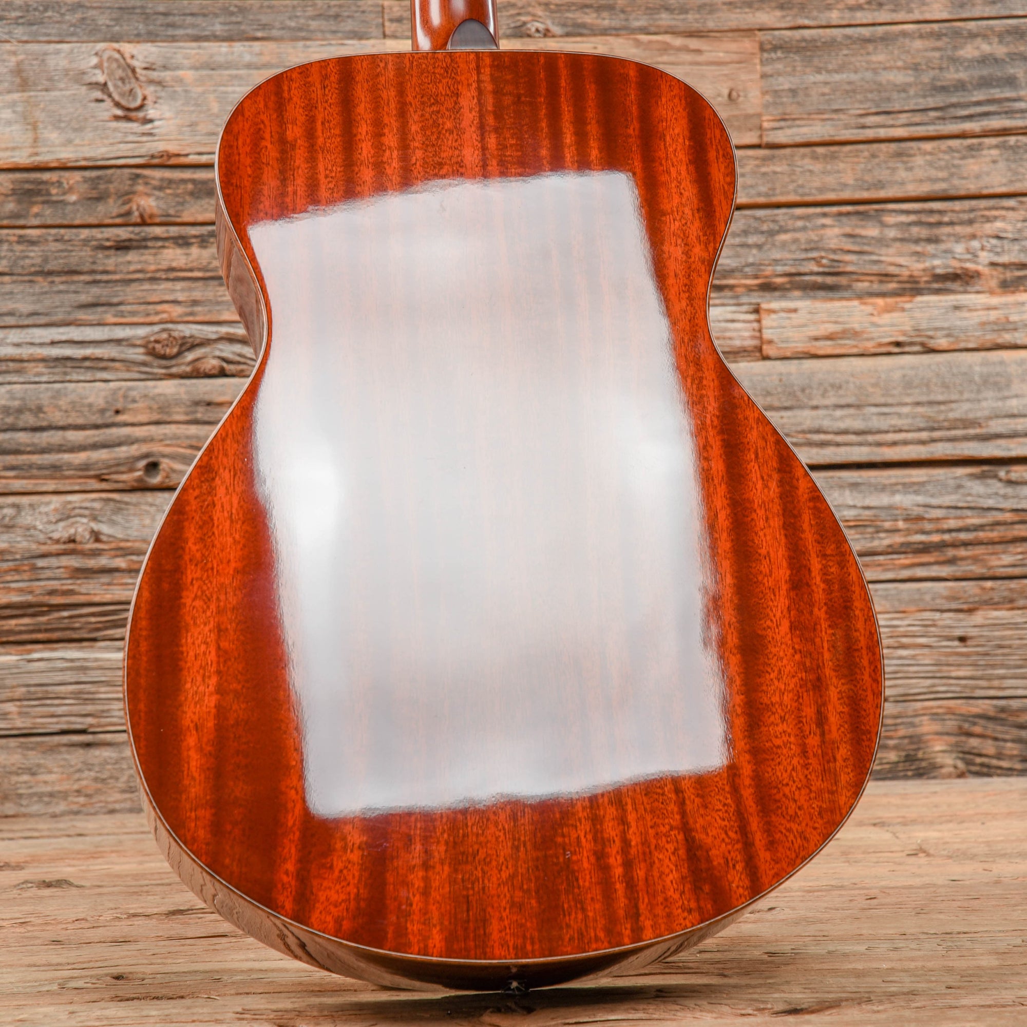 Yamaha FS850 Sunburst 2016 – Chicago Music Exchange