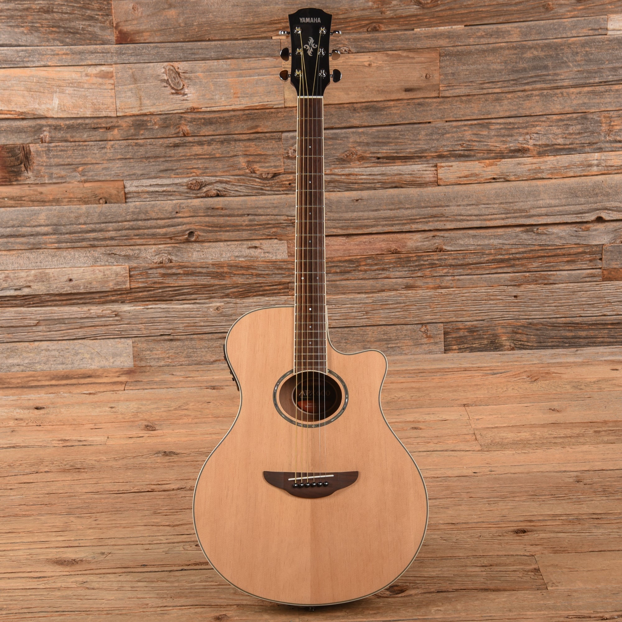 Yamaha APX600 Natural – Chicago Music Exchange