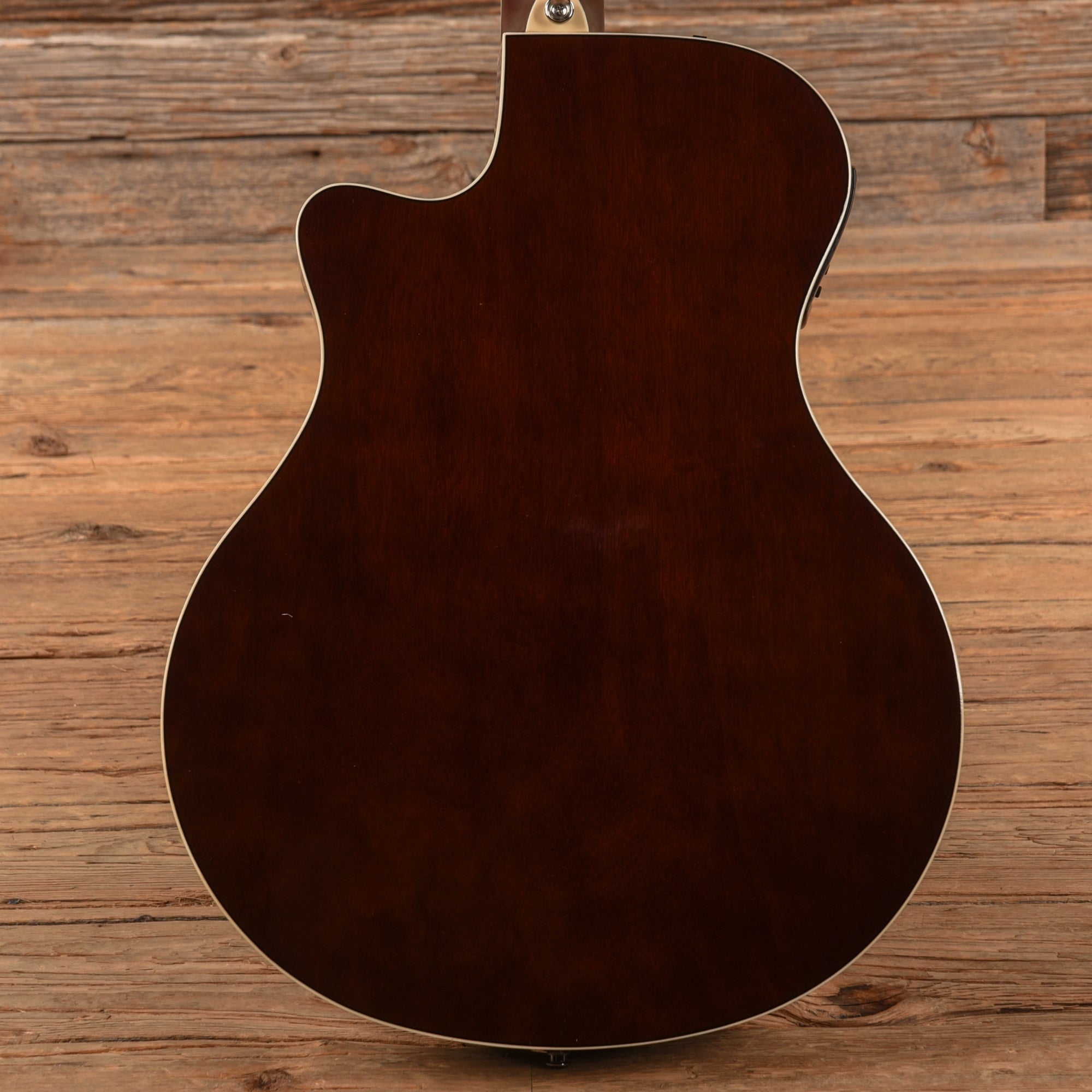 Yamaha APX600 Natural – Chicago Music Exchange