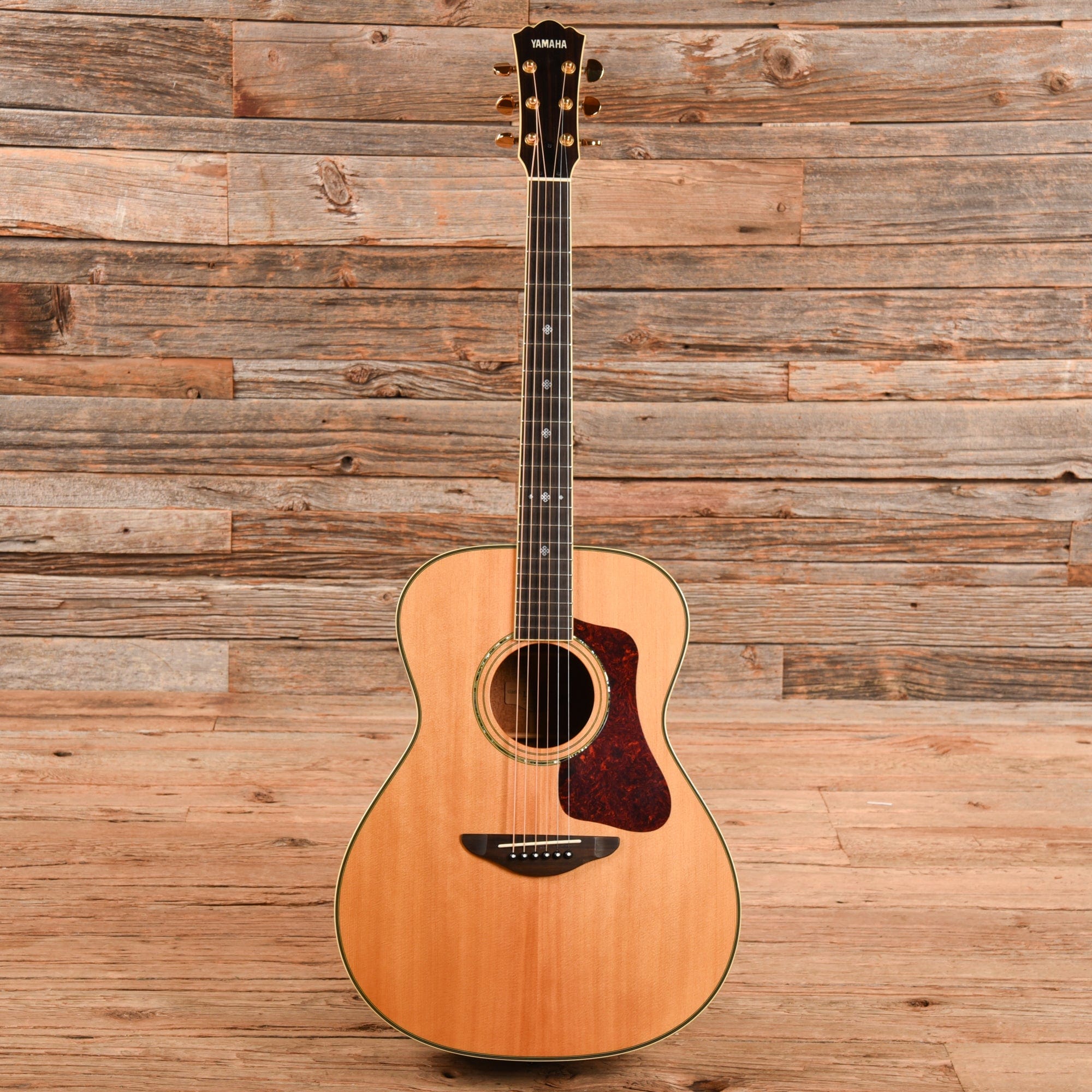 Yamaha LS-10 Natural – Chicago Music Exchange