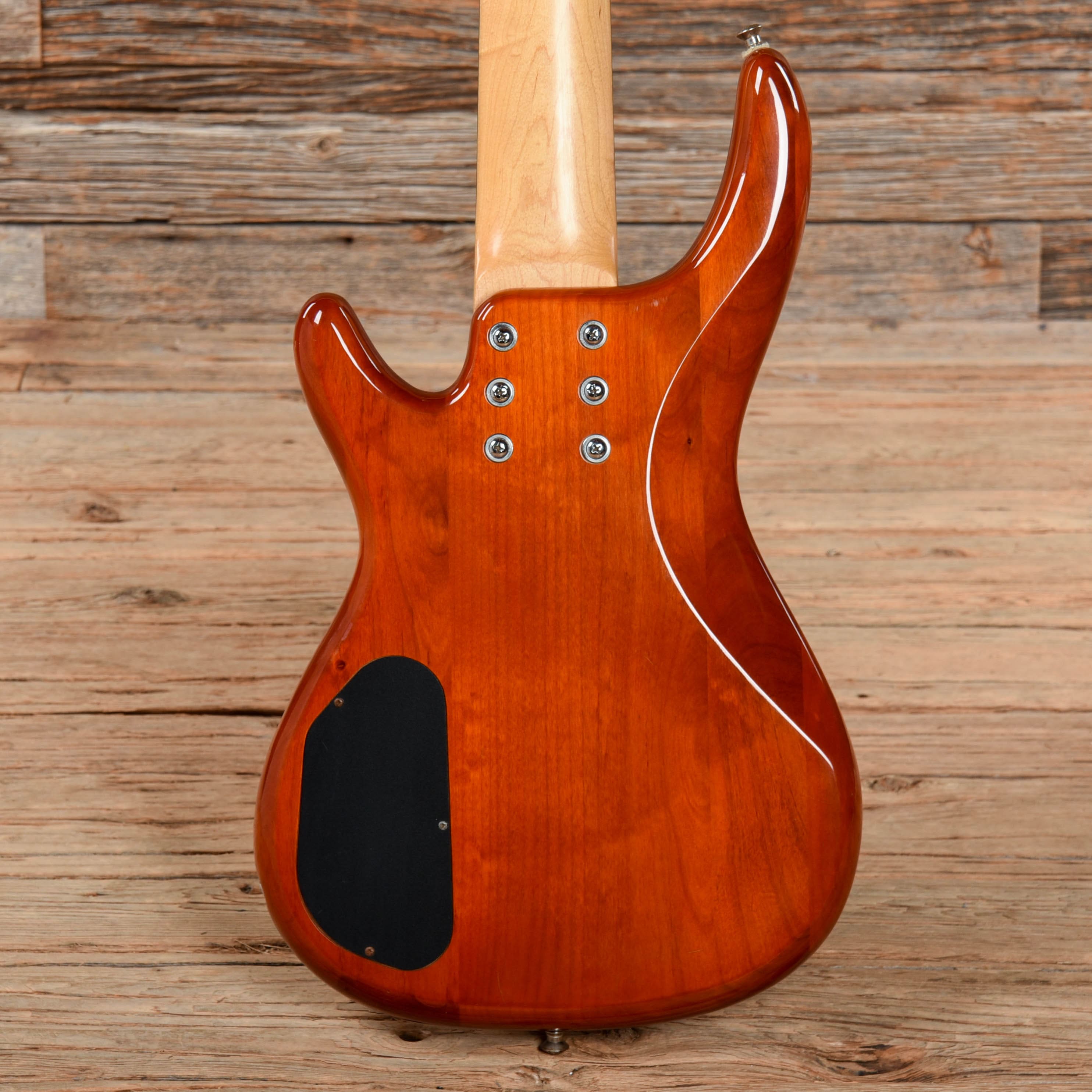 Alvarez 6-String Bass Natural – Chicago Music Exchange