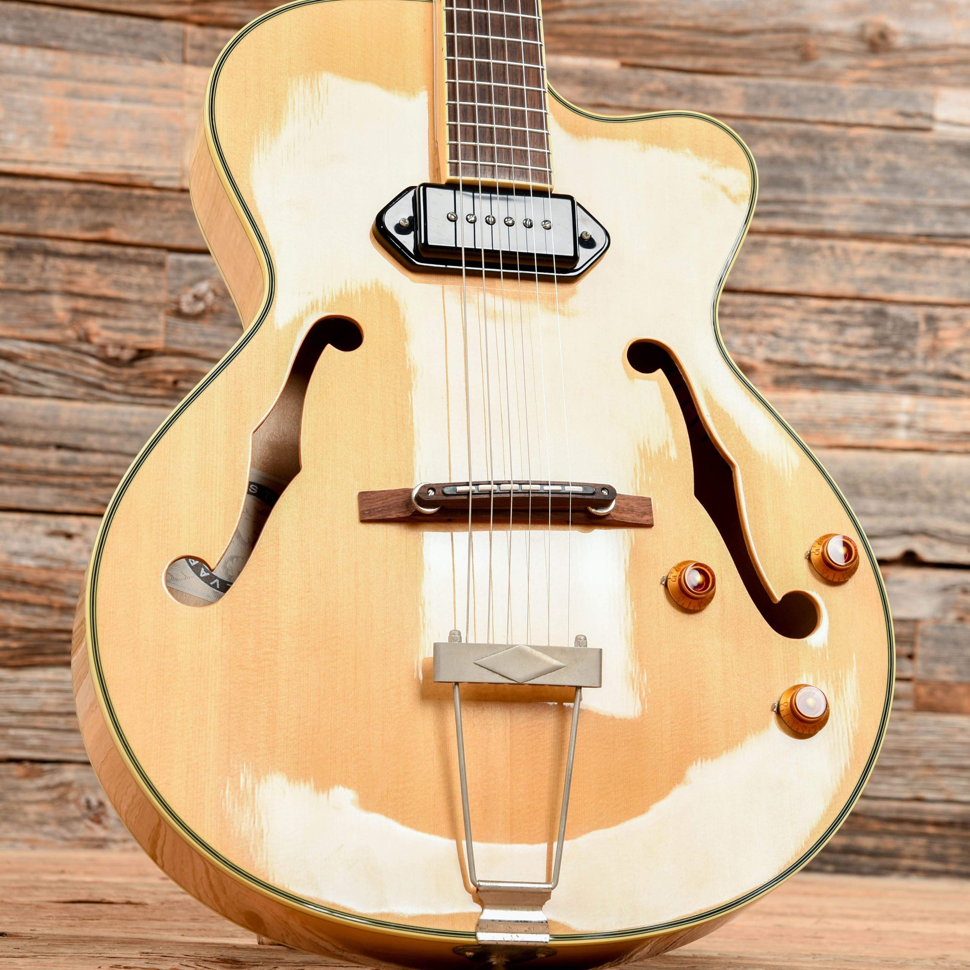 Alvarez AD65CE Natural – Chicago Music Exchange