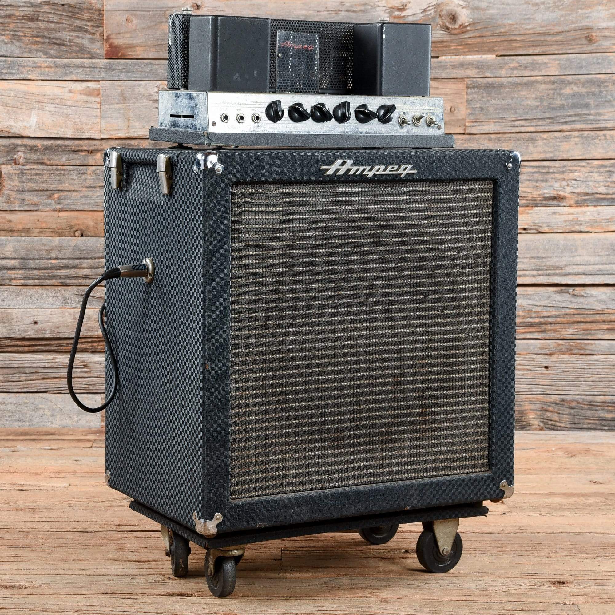 Ampeg B-15A Combo 1960s – Chicago Music Exchange