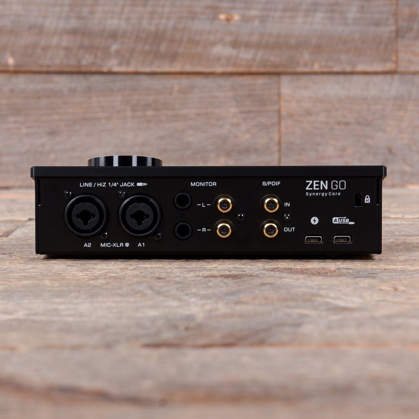 Antelope Audio Zen Go Synergy Core 4x8 Bus-Powered USB-C Audio Interfa – Chicago Music Exchange