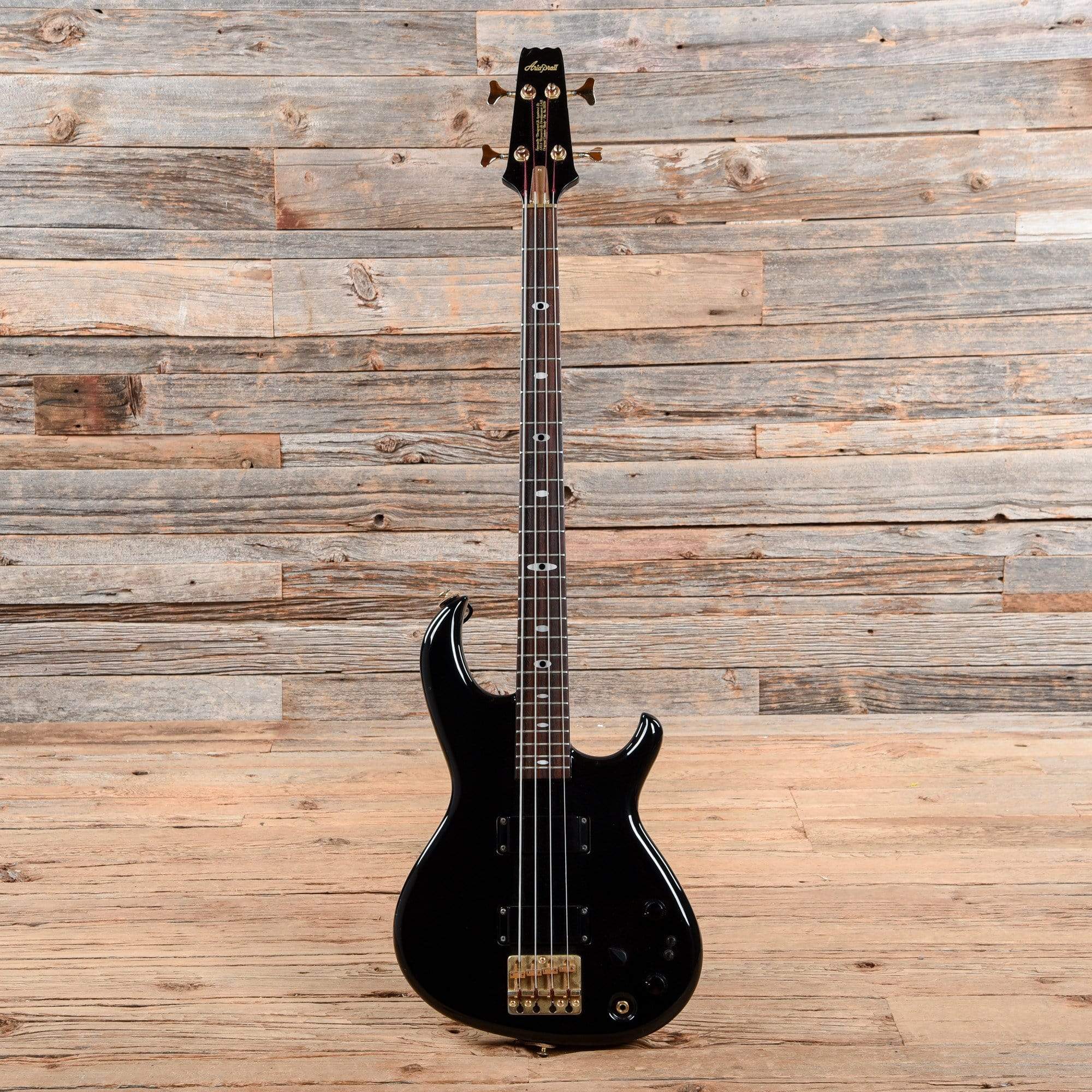Aria SB Black 1980s – Chicago Music Exchange