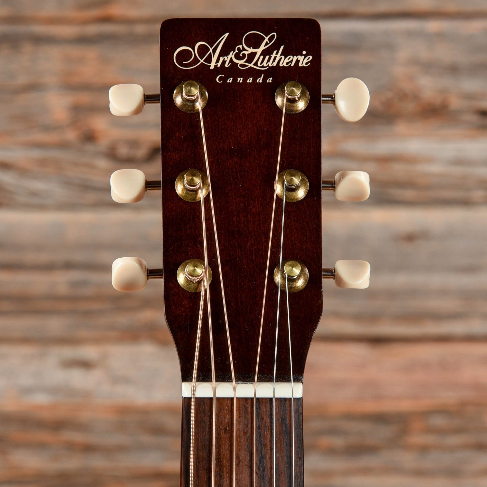 Art & Lutherie Roadhouse Bourbon Burst – Chicago Music Exchange