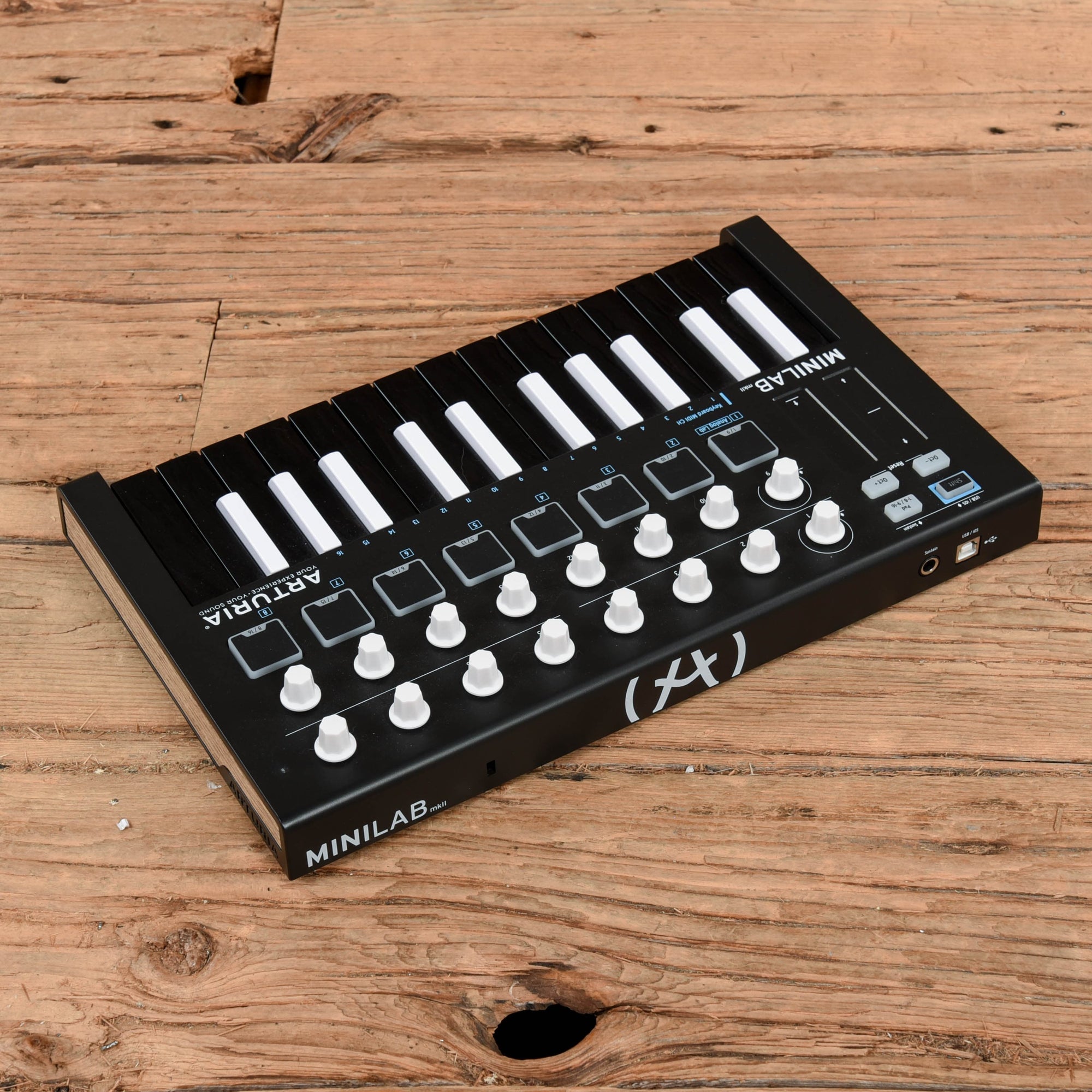 Arturia Mini Lab Mk 2 – Chicago Music Exchange