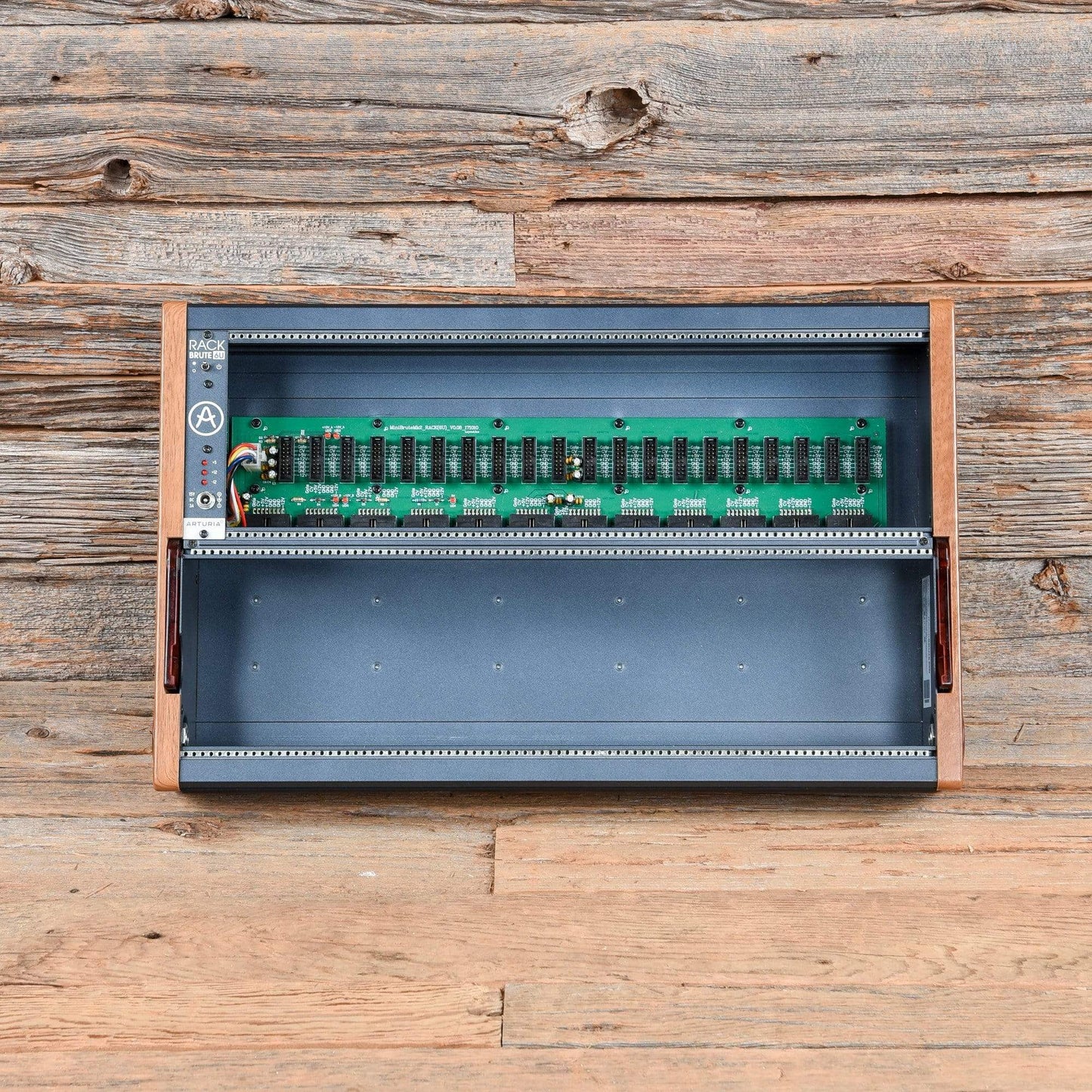 Arturia 6u Rackbrute Eurorack Case – Chicago Music Exchange