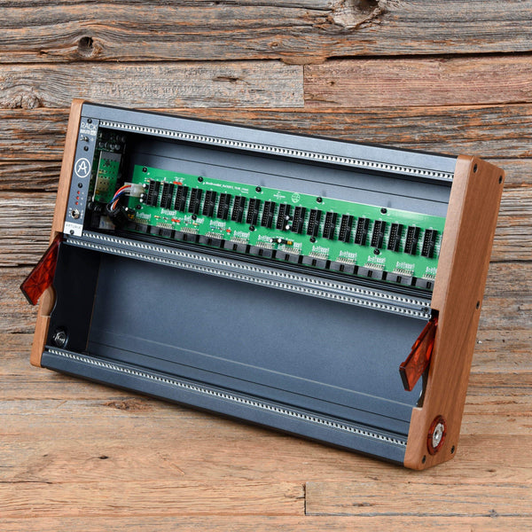 Arturia RackBrute 6U Eurorack Case – Chicago Music Exchange
