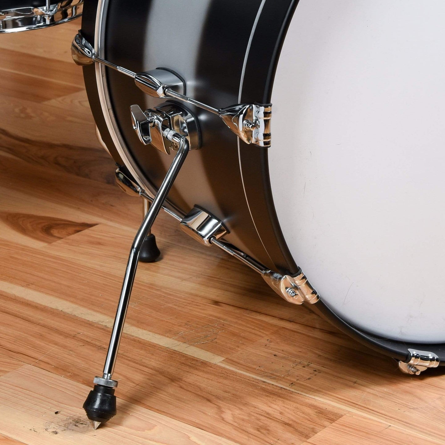 Barton Drum Co. 13/16/22 3pc. Essential Maple Drum Kit Gray/Black Duco ...