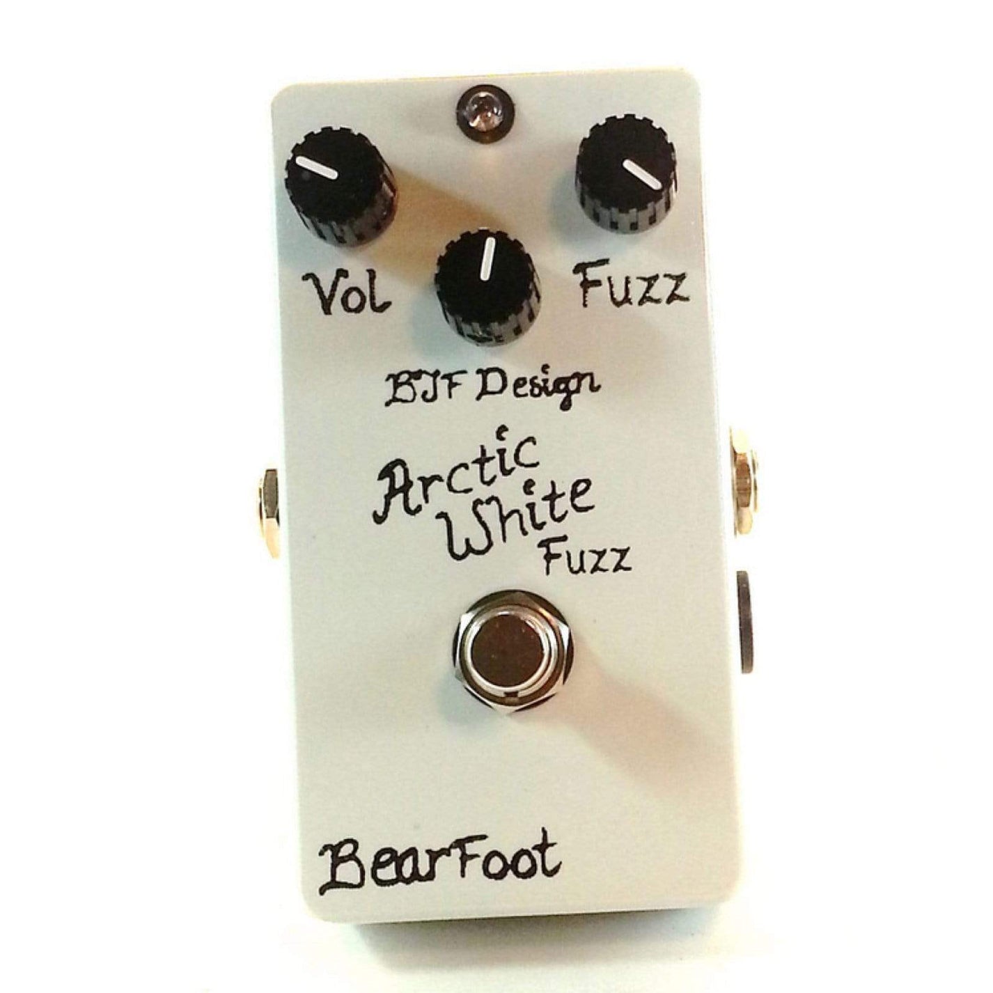 BearFoot Arctic White Fuzz – Chicago Music Exchange