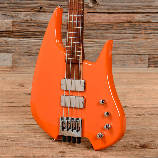Bee Headless Bass Orange 2017 – Chicago Music Exchange