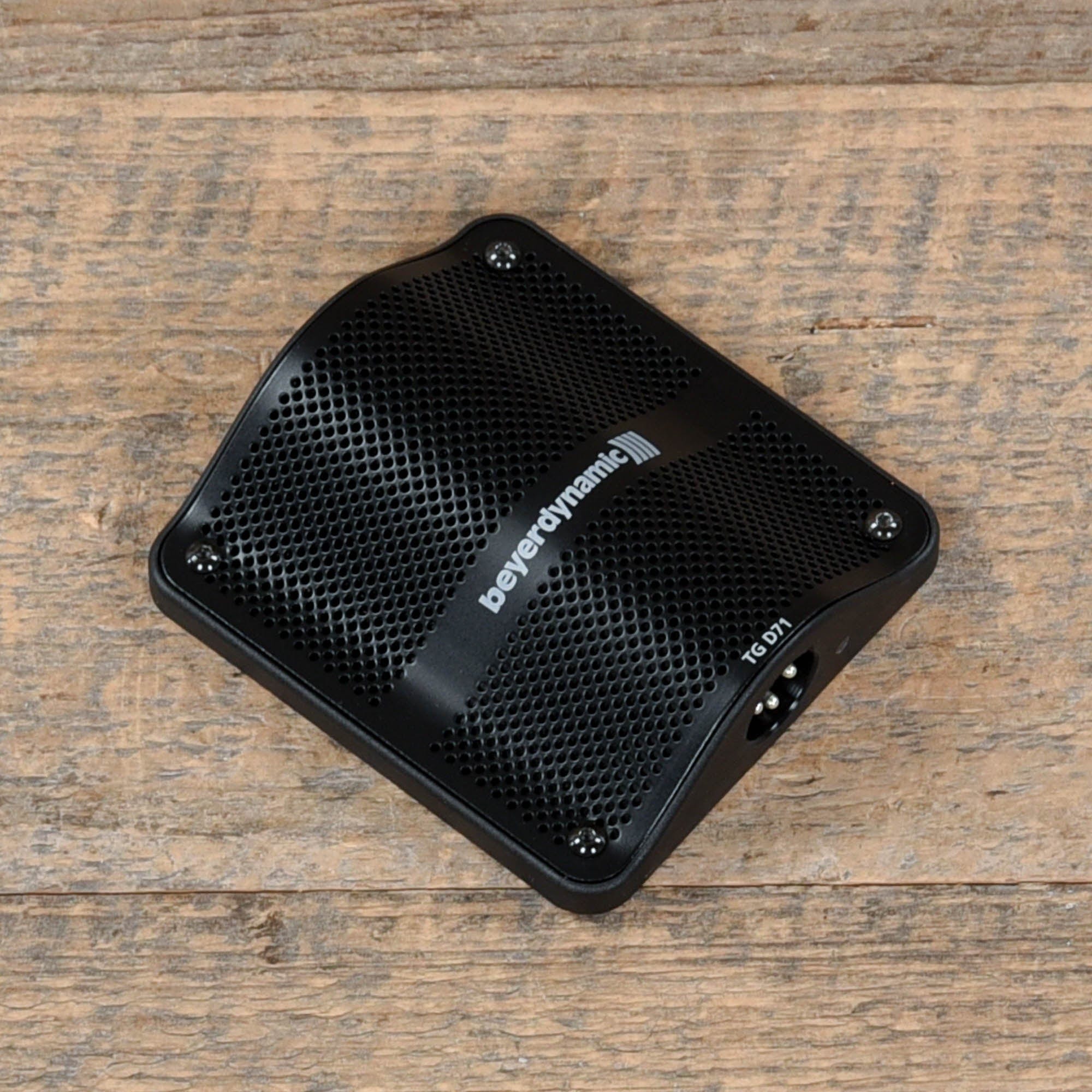 beyerdynamic TG D71 Condenser Boundary Microphone – Chicago Music Exchange