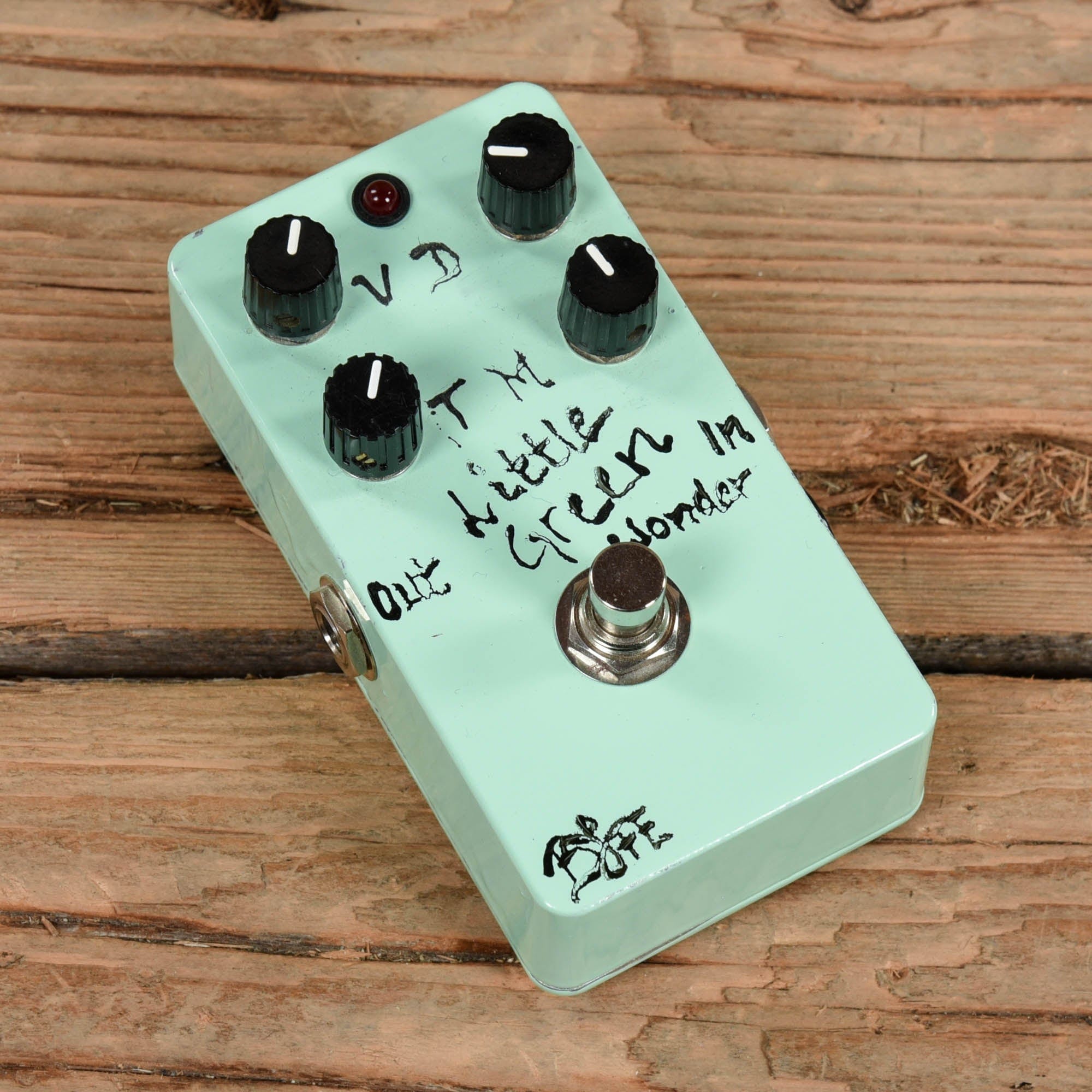 BJFE Little Green Wonder 4-Knob Overdrive – Chicago Music Exchange