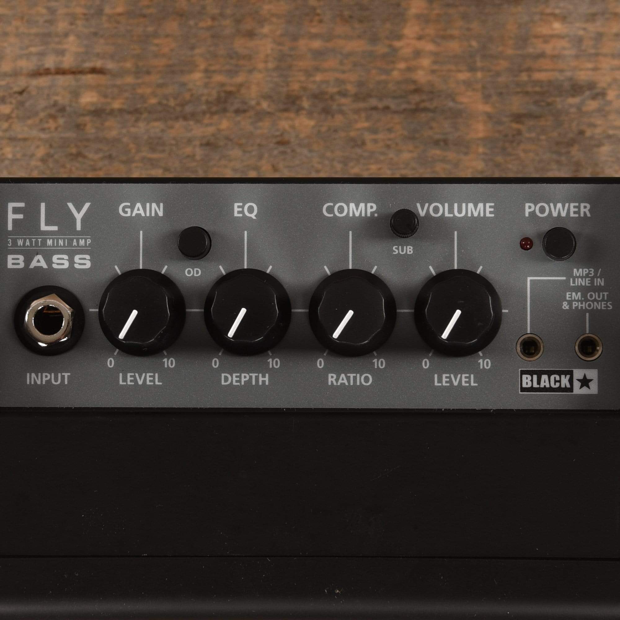 Blackstar Fly 3 Battery Powered Bass Amp – Chicago Music Exchange