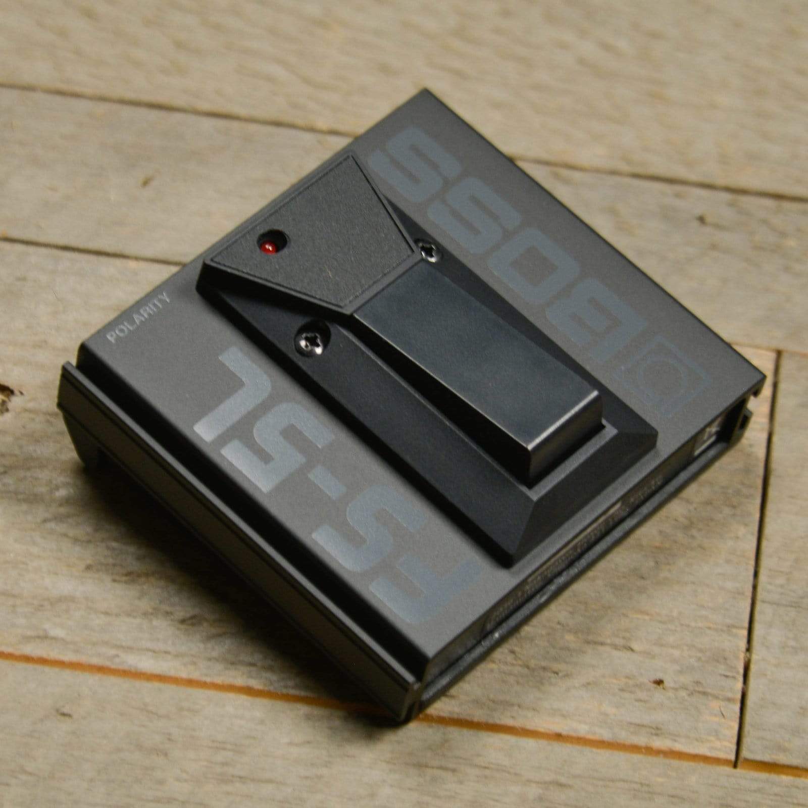 Boss FS-5L Latch Foot Switch – Chicago Music Exchange