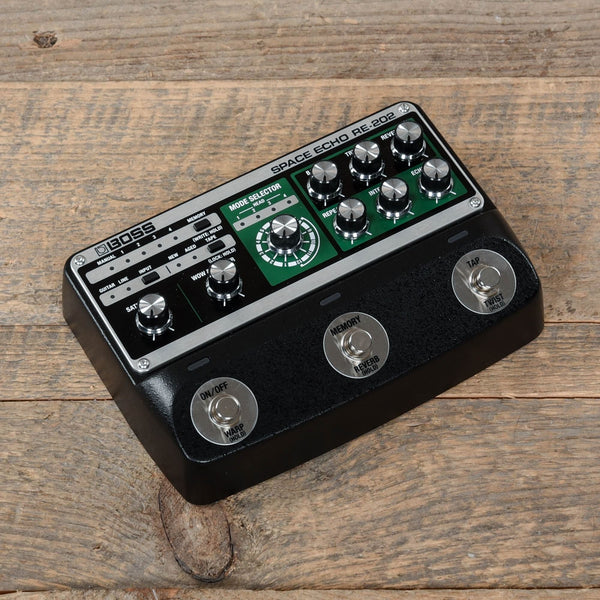 Boss RE-202 Space Echo Delay/Reverb Pedal – Chicago Music Exchange
