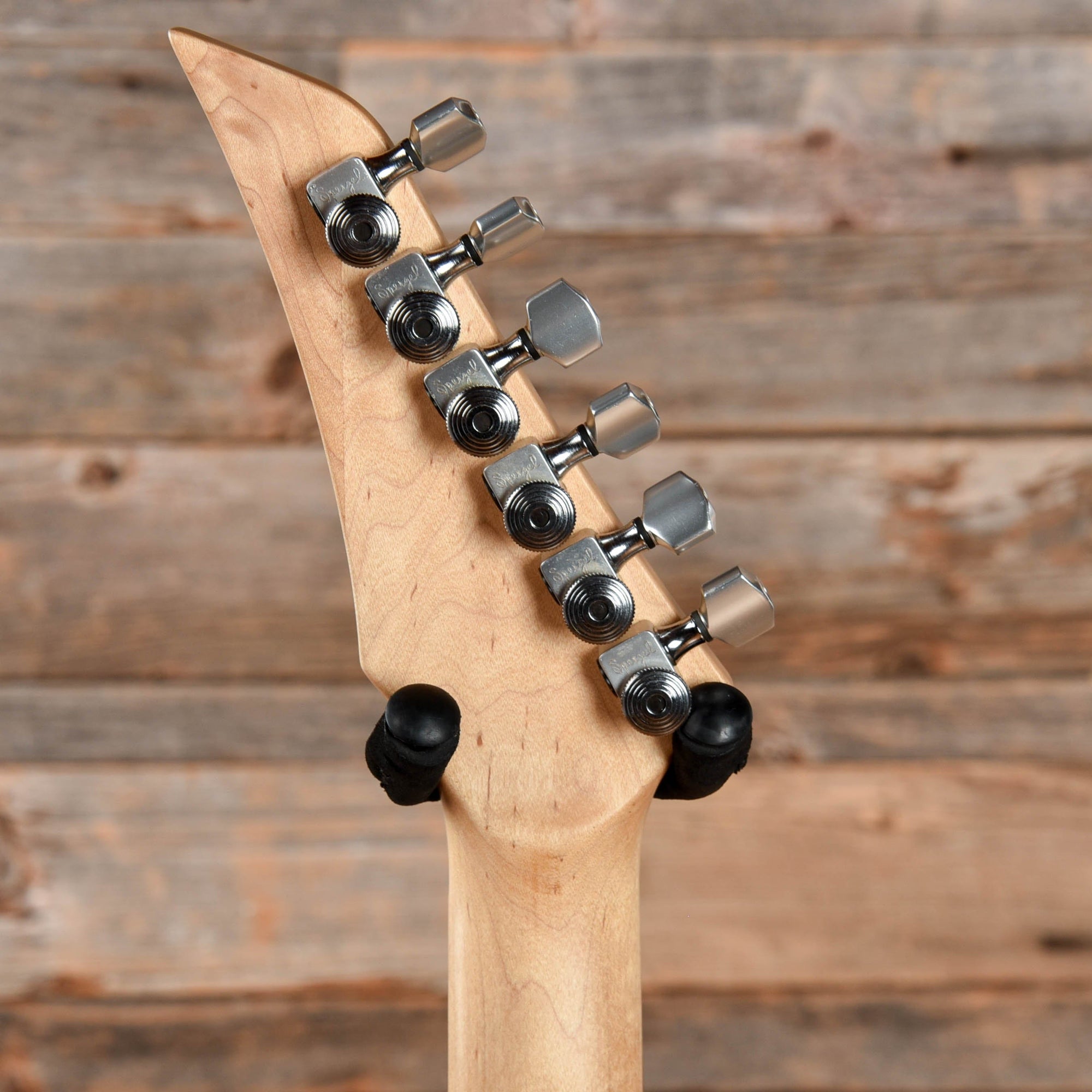 Carvin V220 Black – Chicago Music Exchange