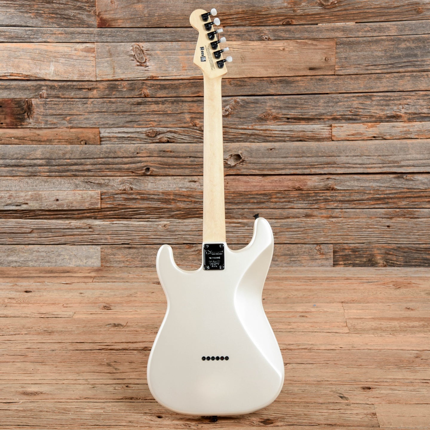 Charvel Jake E Lee Signature Pro-Mod So-Cal Style 1 HSS HT RW Pearl Wh ...