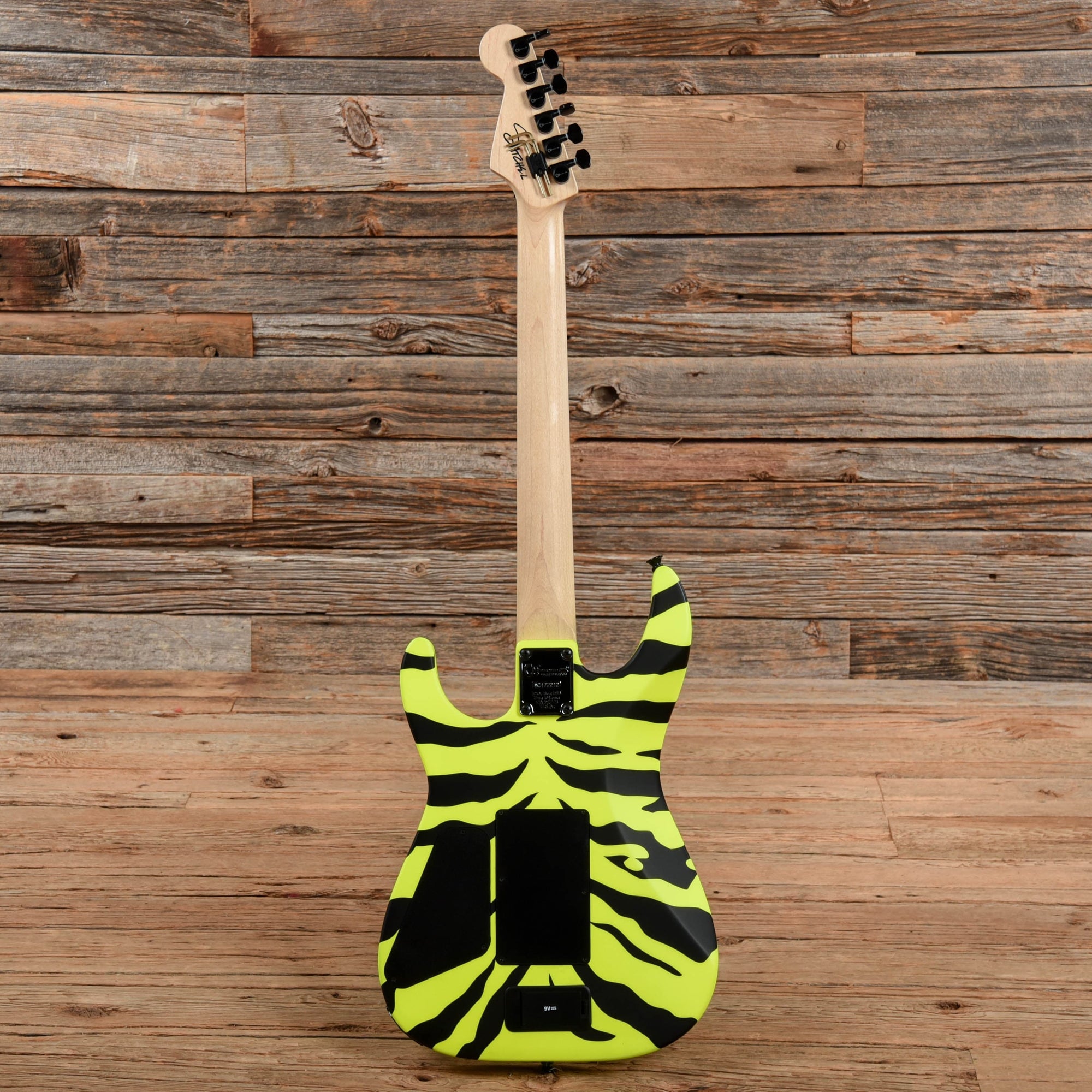 Charvel Satchel Signature Pro-Mod DK22 HH FR Yellow Bengal – Chicago ...