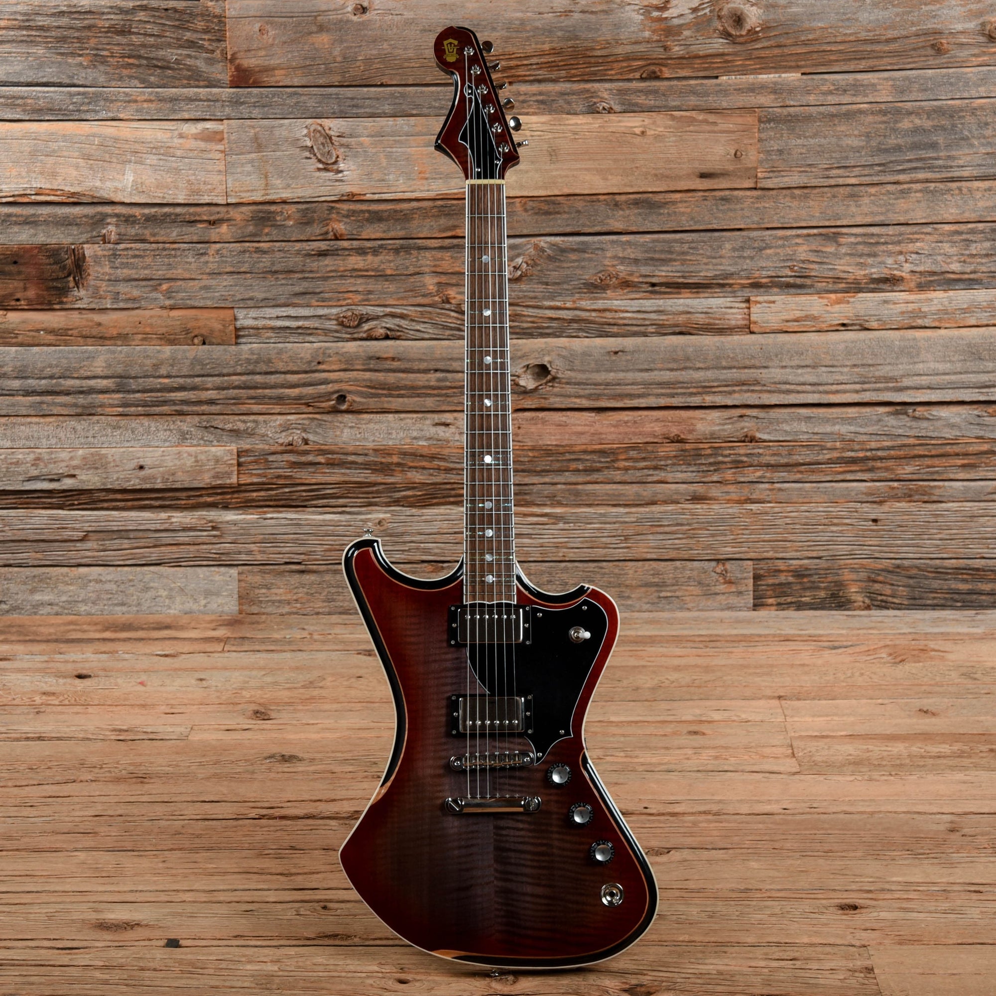 Chasing Vintage Challenger Custom Charcoal Cherry Burst 2017 – Chicago Music Exchange