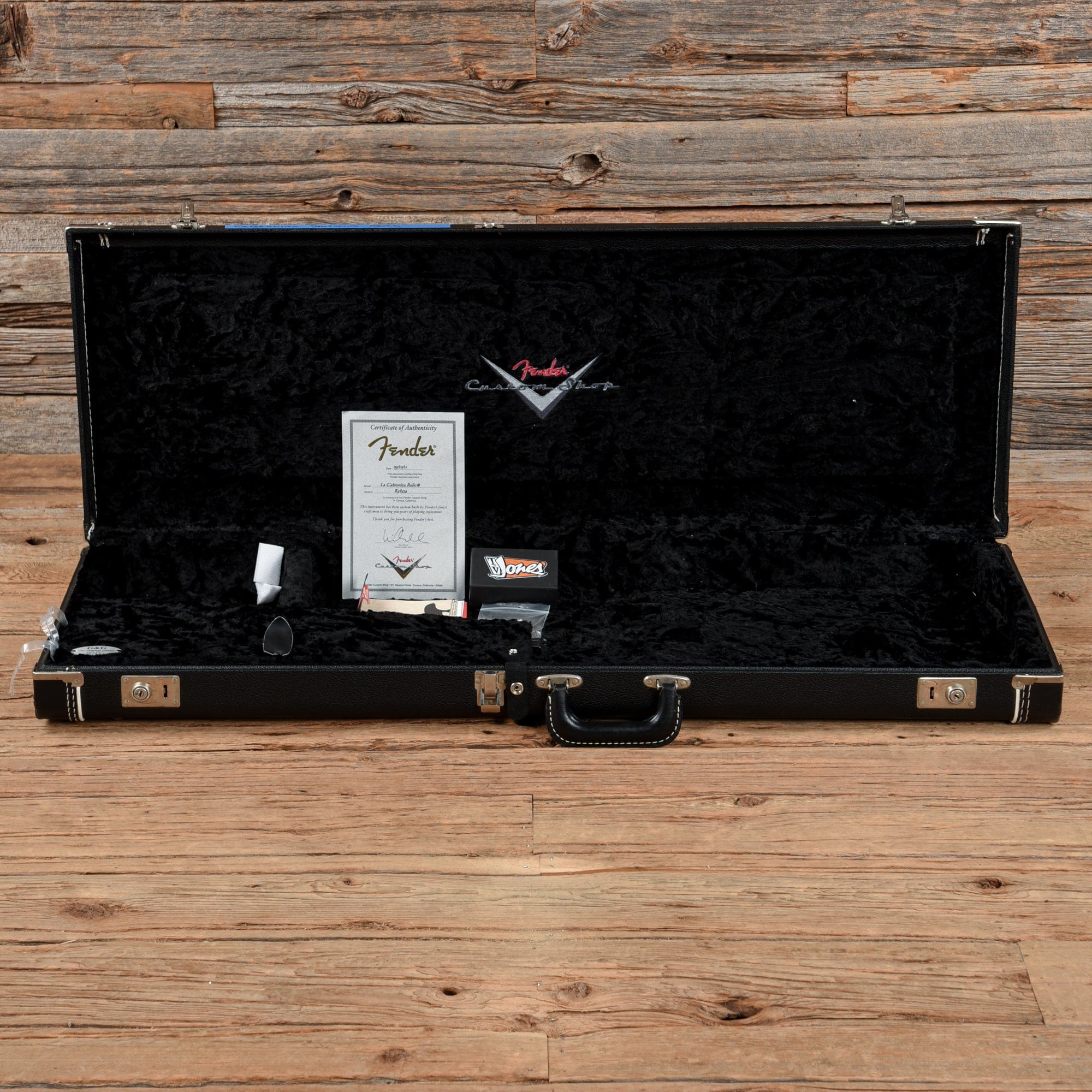 Fender Custom Shop La Cabronita Relic – Chicago Music Exchange