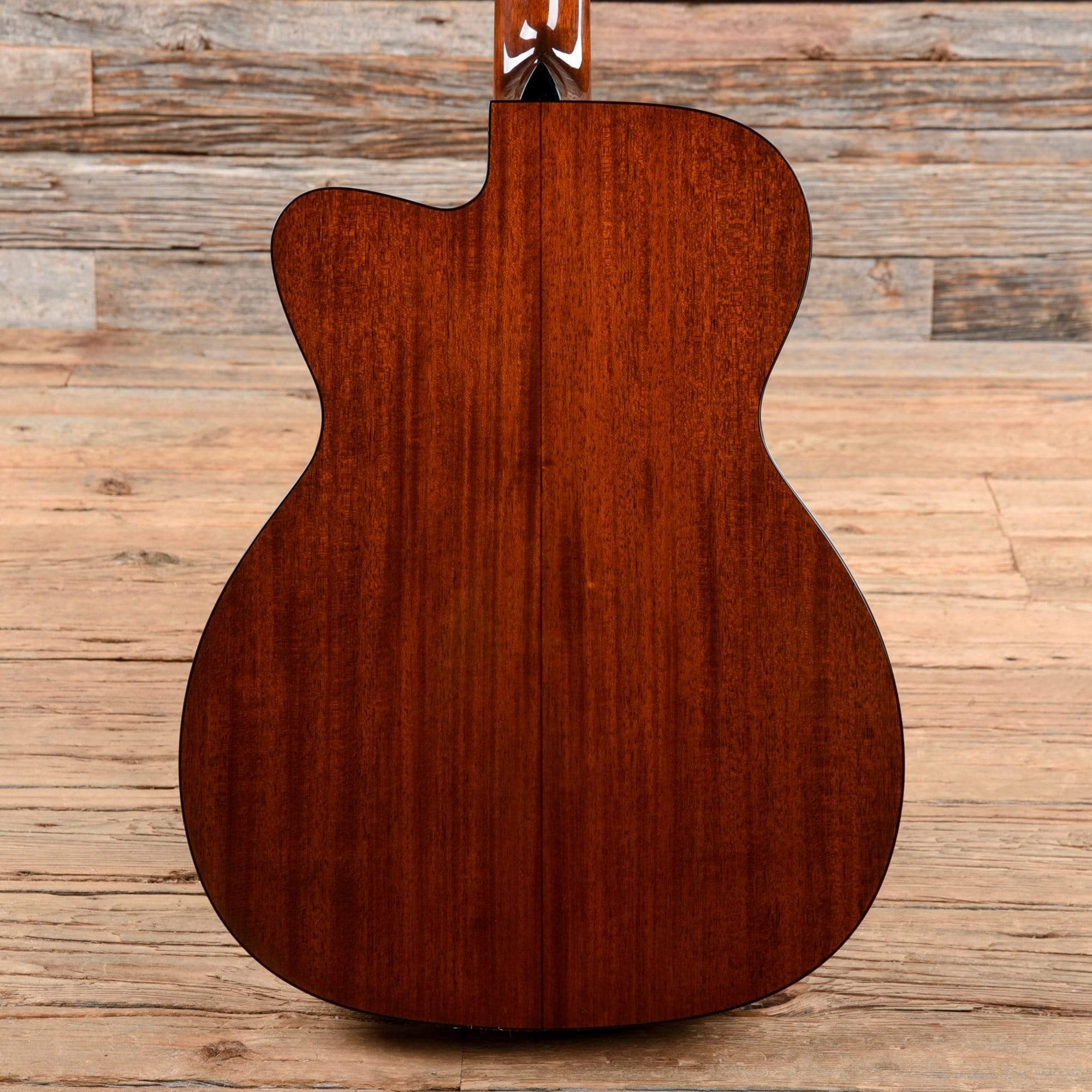 Collings OM1 Cutaway Sunburst 2019 – Chicago Music Exchange