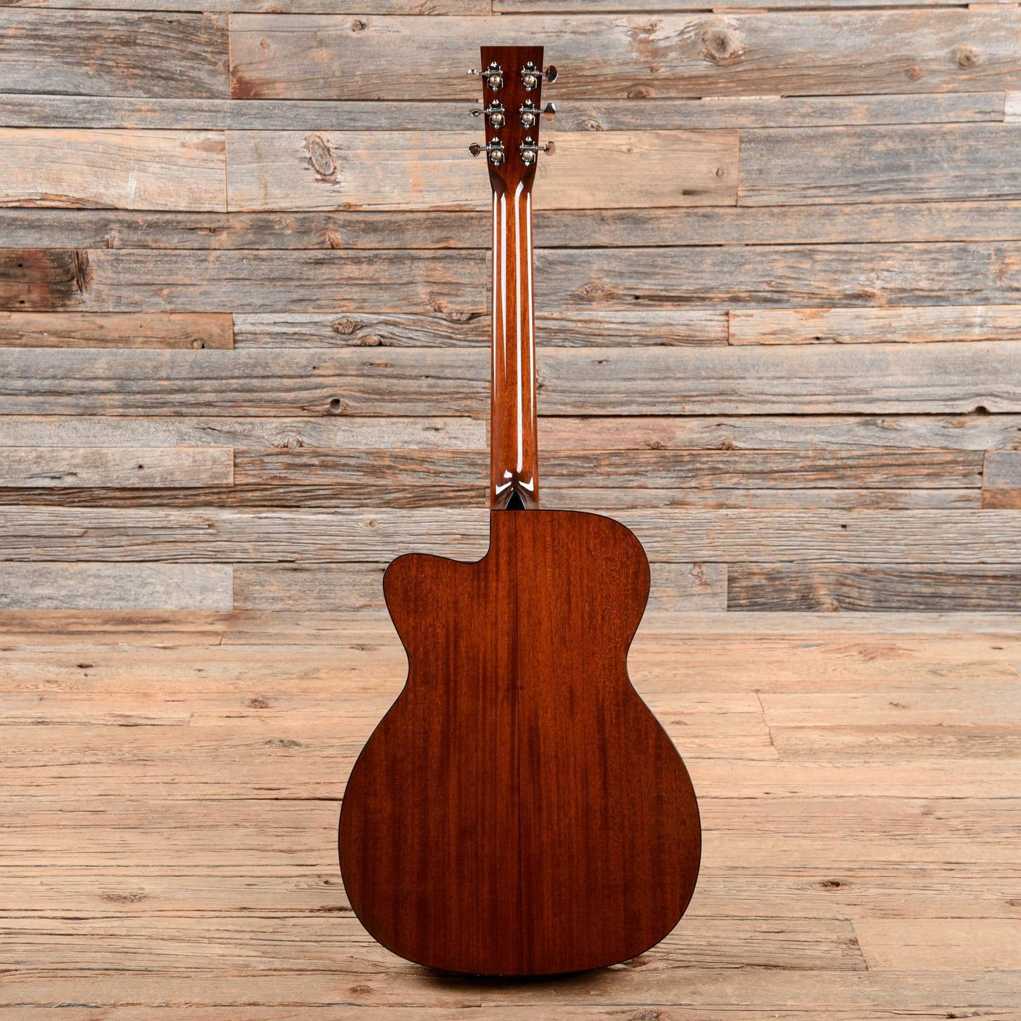 Collings OM1 Cutaway Sunburst 2019 – Chicago Music Exchange