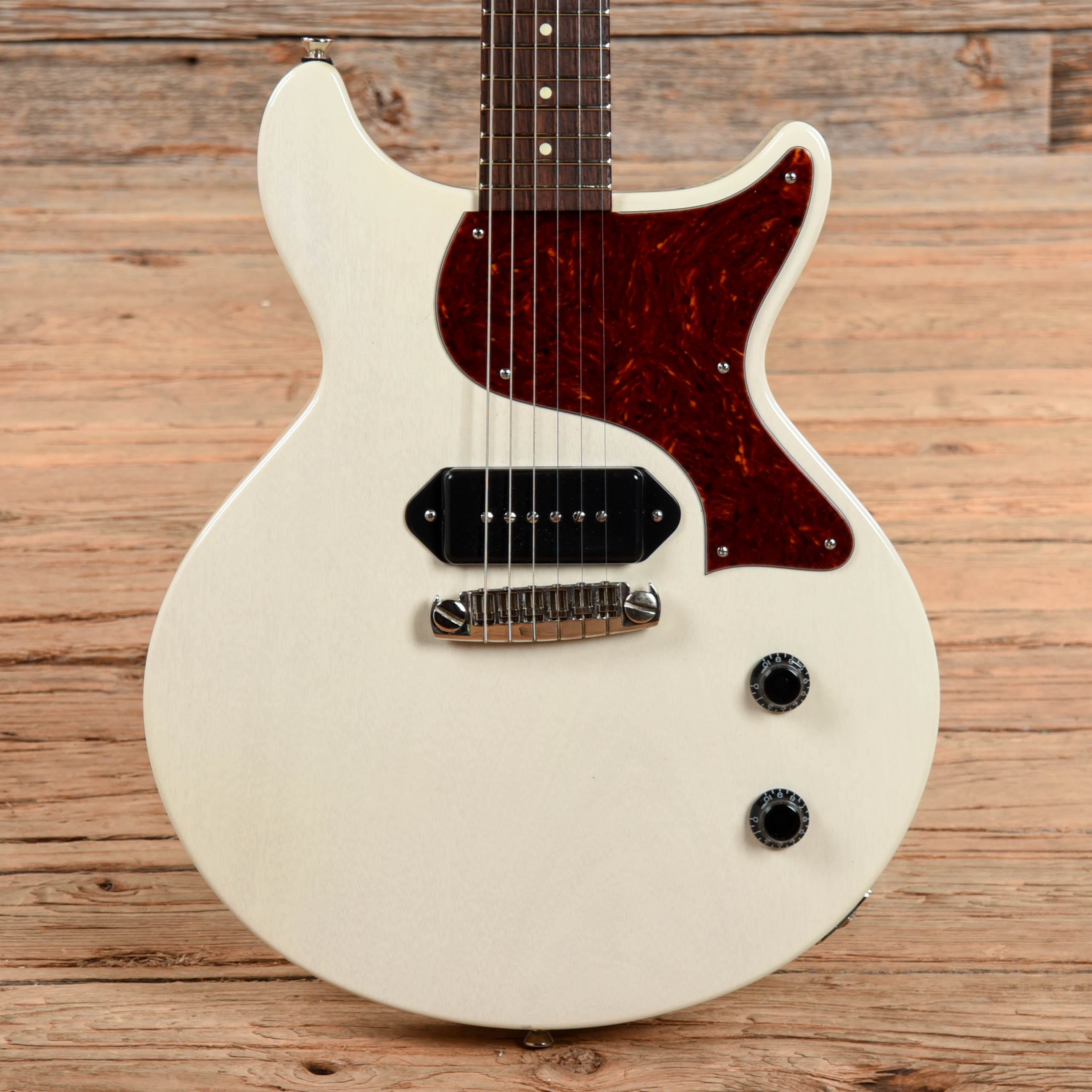 Collings 290 DC S Vintage White – Chicago Music Exchange