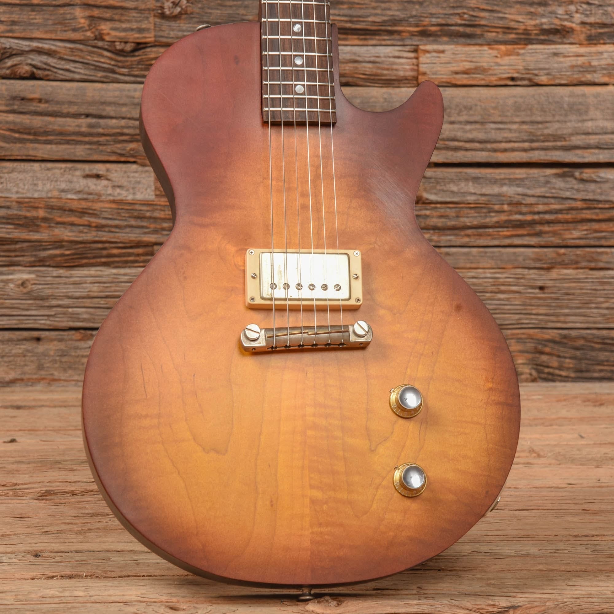 Corsa Little Dog Sunburst – Chicago Music Exchange