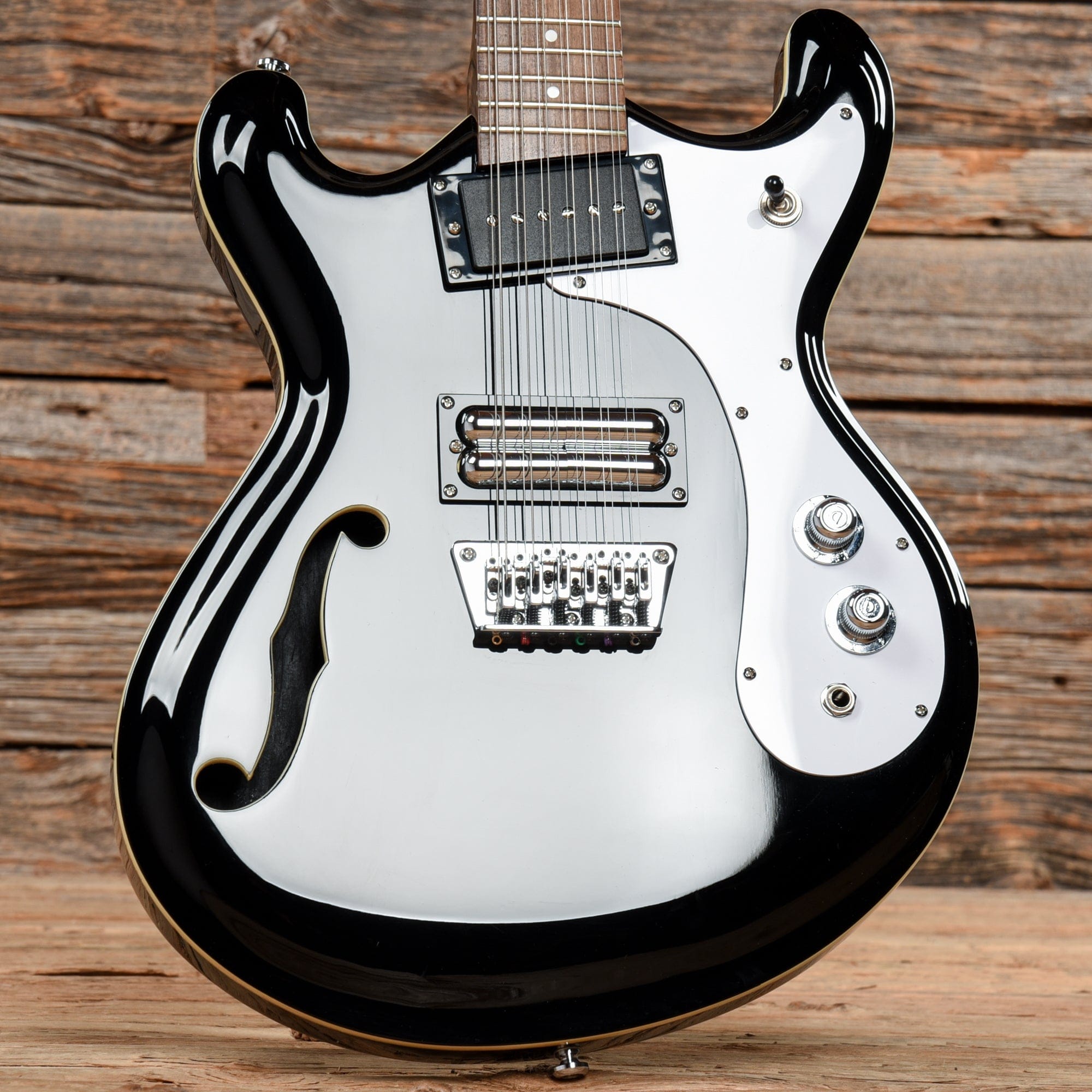 Danelectro '66 12-String Black – Chicago Music Exchange